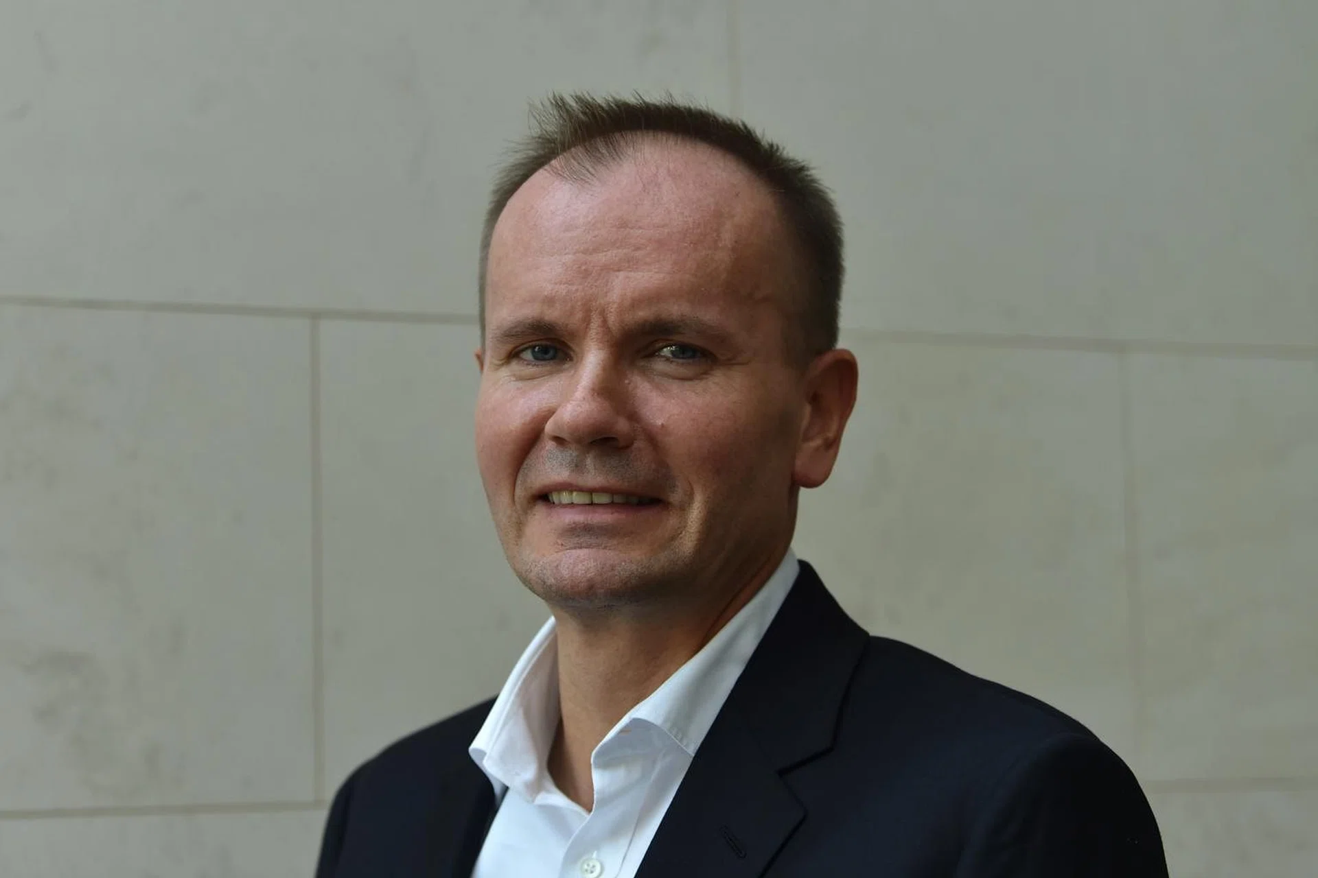 Wirecard CEO quits as search for missing billions hits dead end in Asia ...