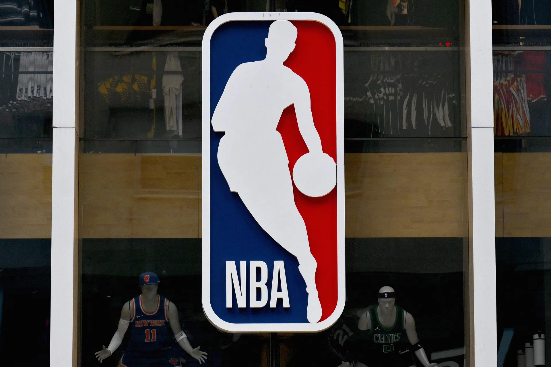 NBA signs broadcasting deal with Disney, Amazon, Comcast worth US$77 ...