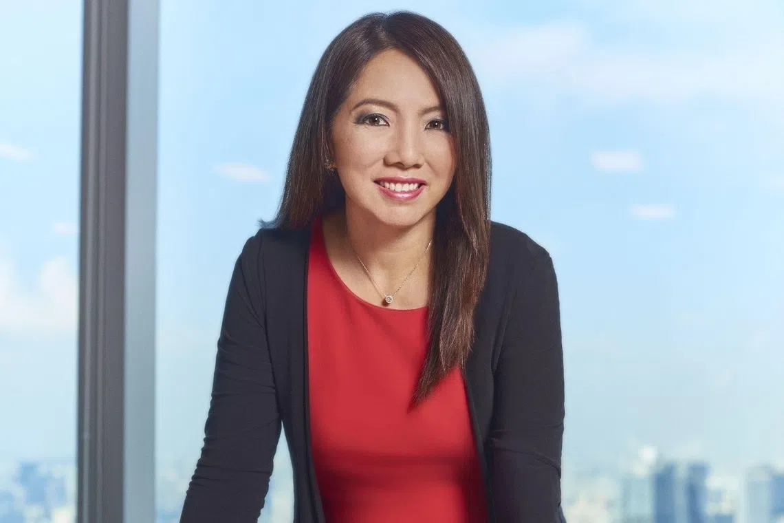 Winning bidder pays S$18,900 to dine with DBS CEO Tan Su Shan in ...