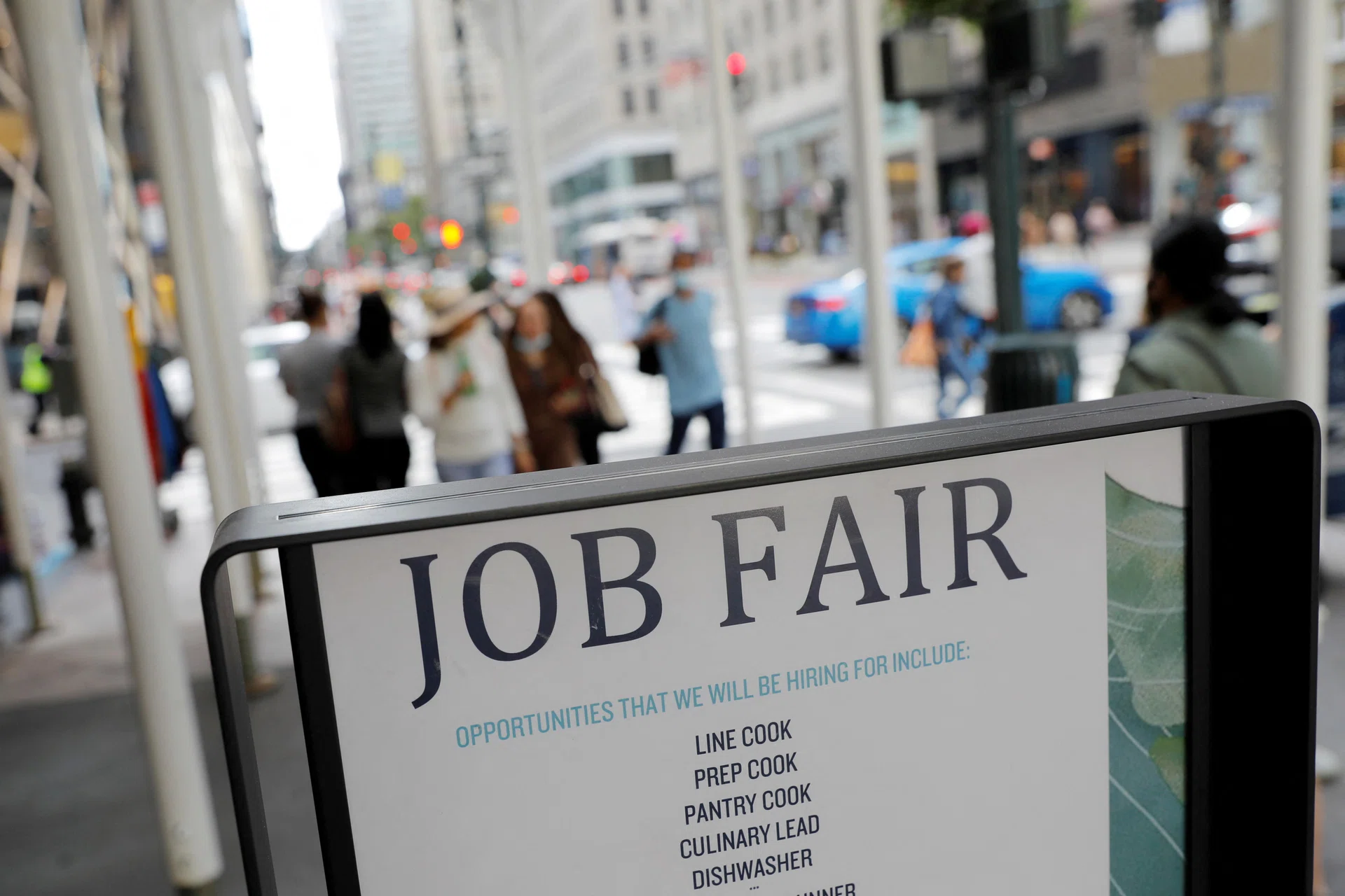 US job openings slide to 14-month low; hiring weak in November - The ...