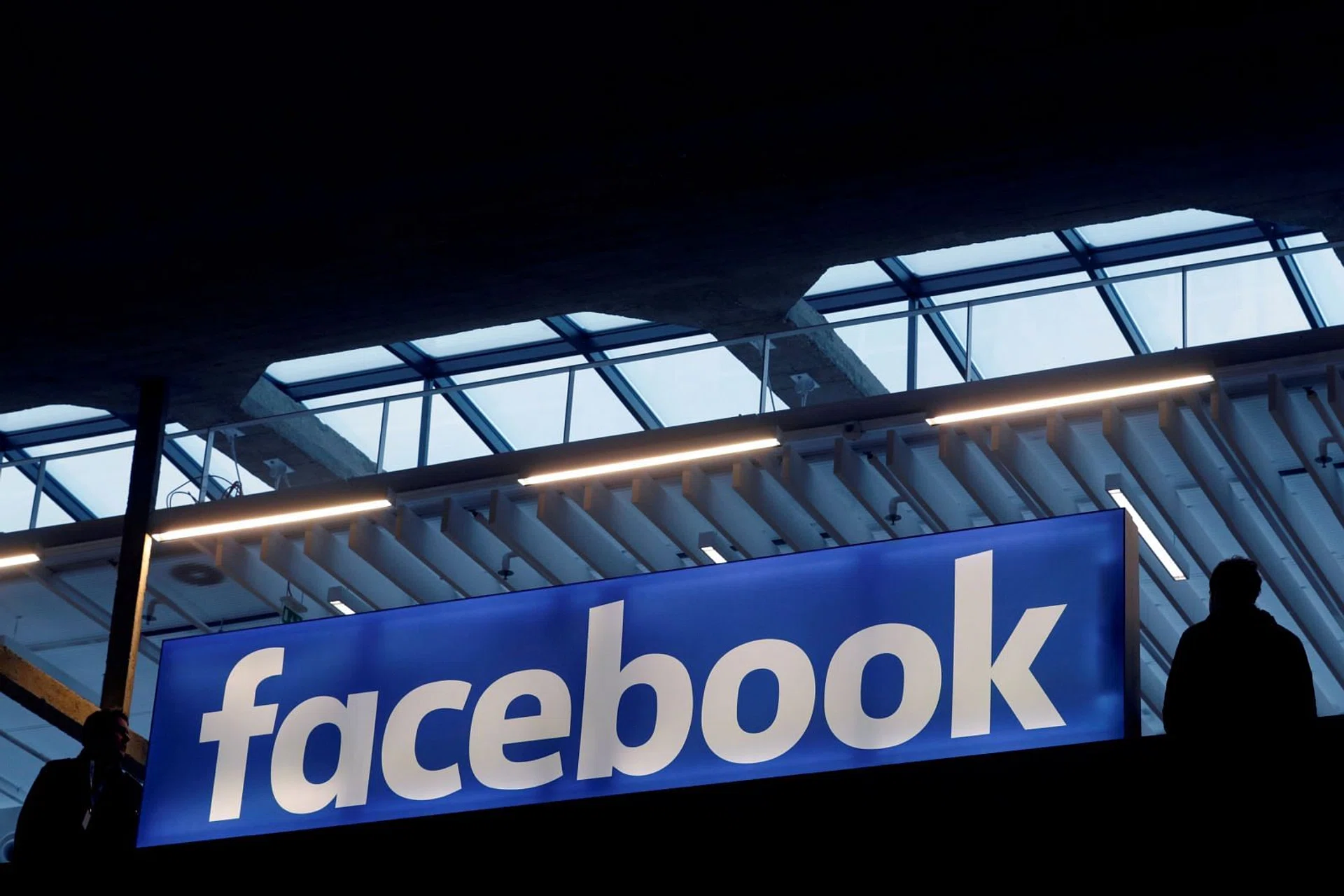 Australia begins privacy investigation into Facebook - The Business Times
