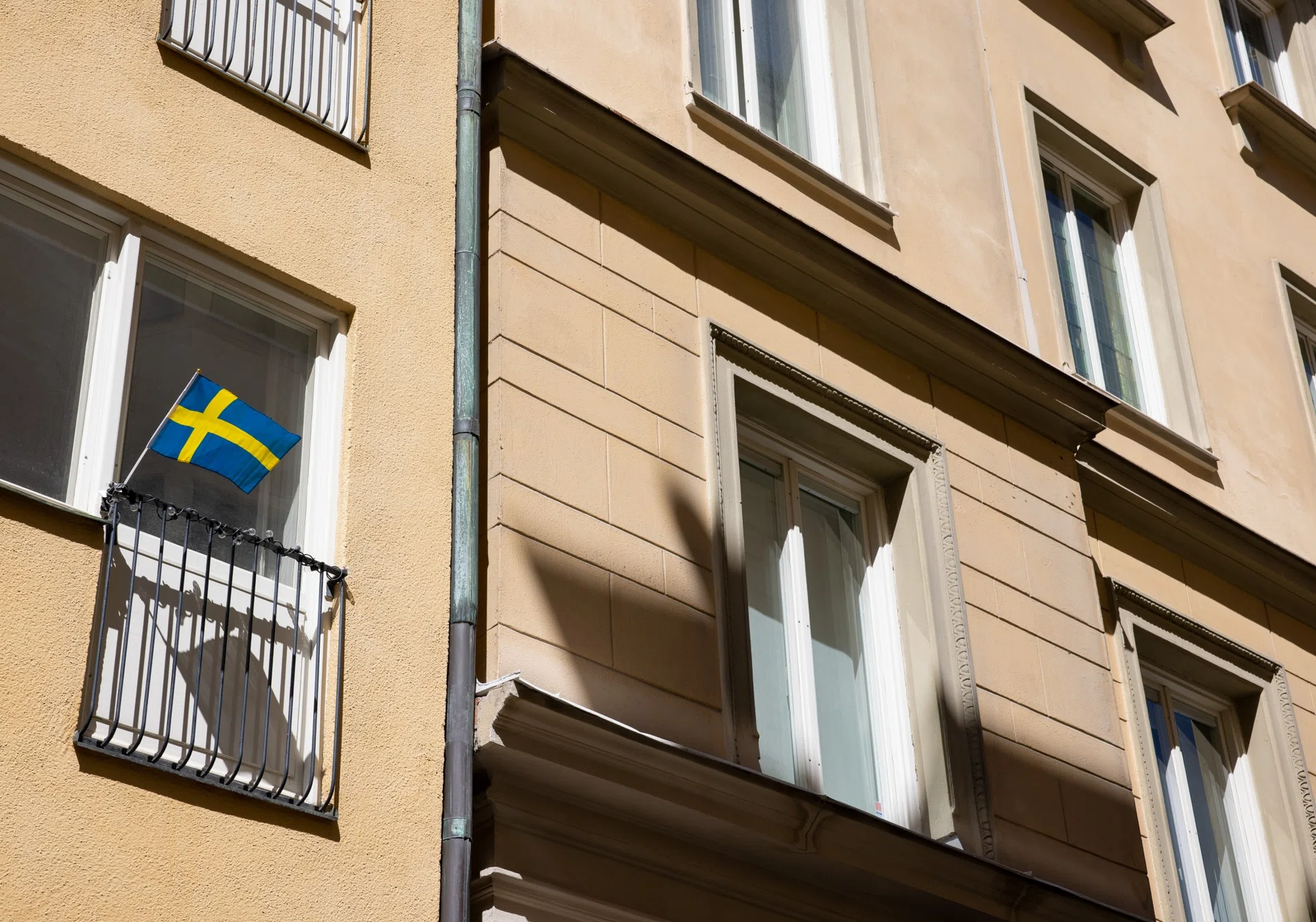 Swedish housing starts show signs of bottoming out on rate cuts - The ...