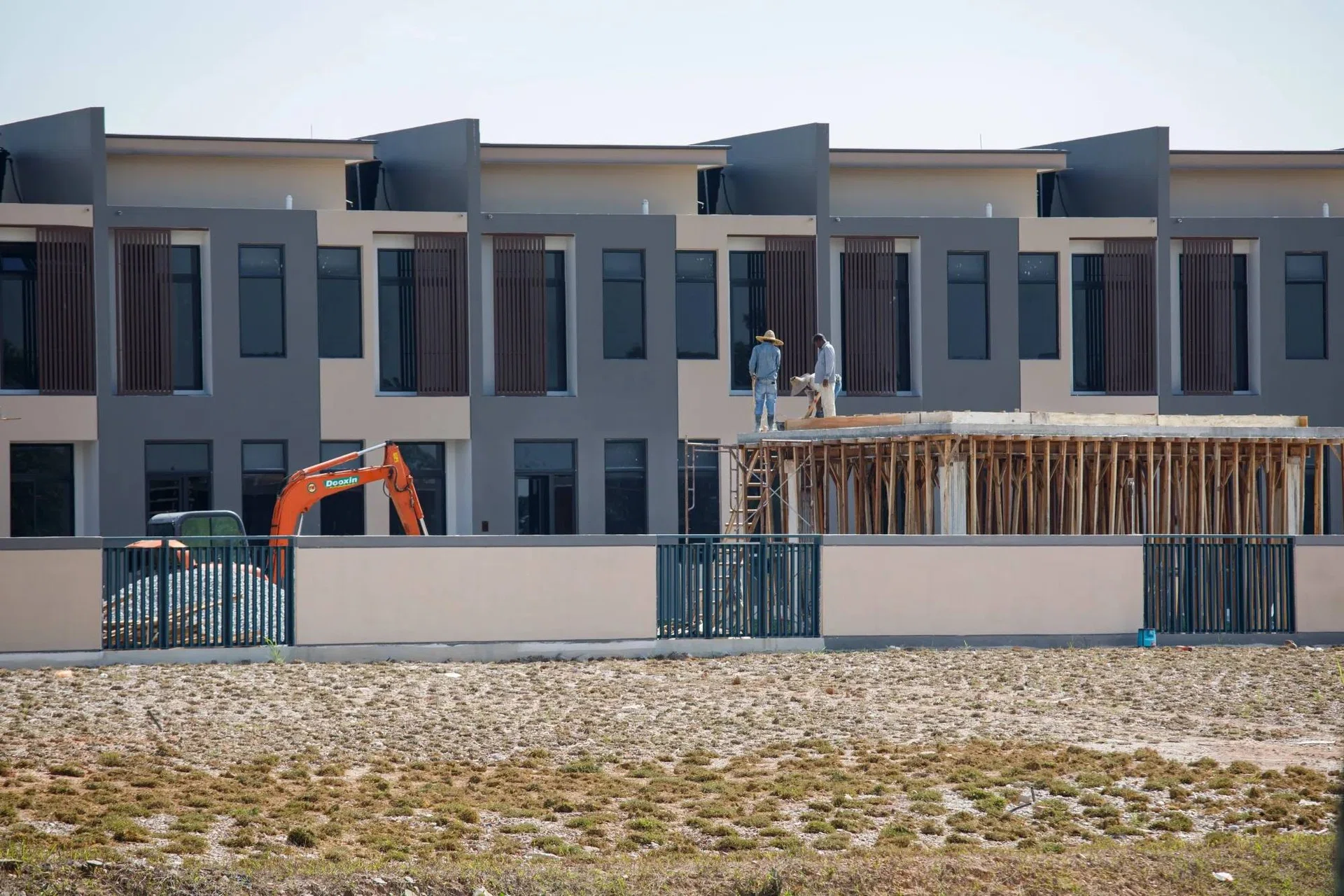 Malaysia's new housing projects decline, unsold homes increase - The ...