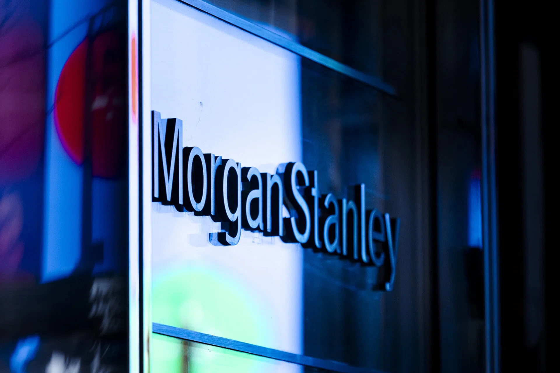Morgan Stanley taps HSBC, UBS for private wealth hires in HK - The ...