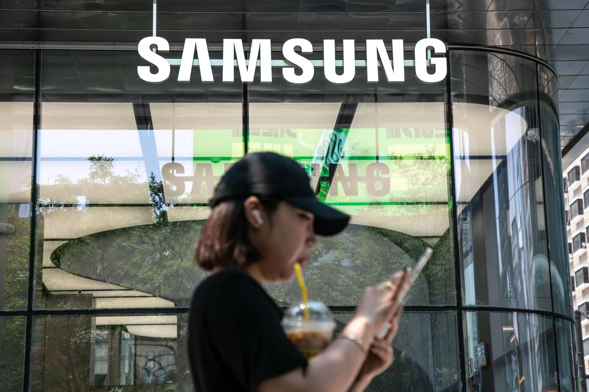 AI frenzy expected to have boosted Samsung Q2 profit 13-fold - The ...