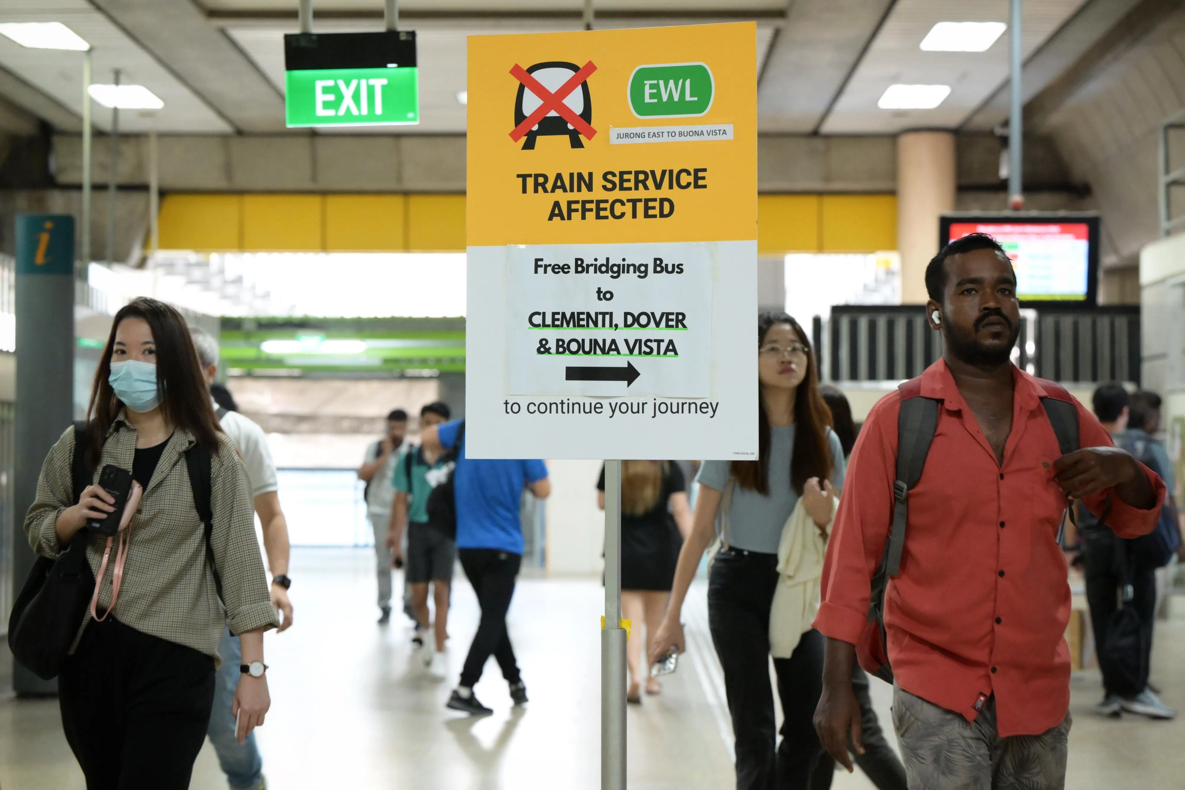 LTA, SMRT, SBS Transit establish task force to address MRT service ...