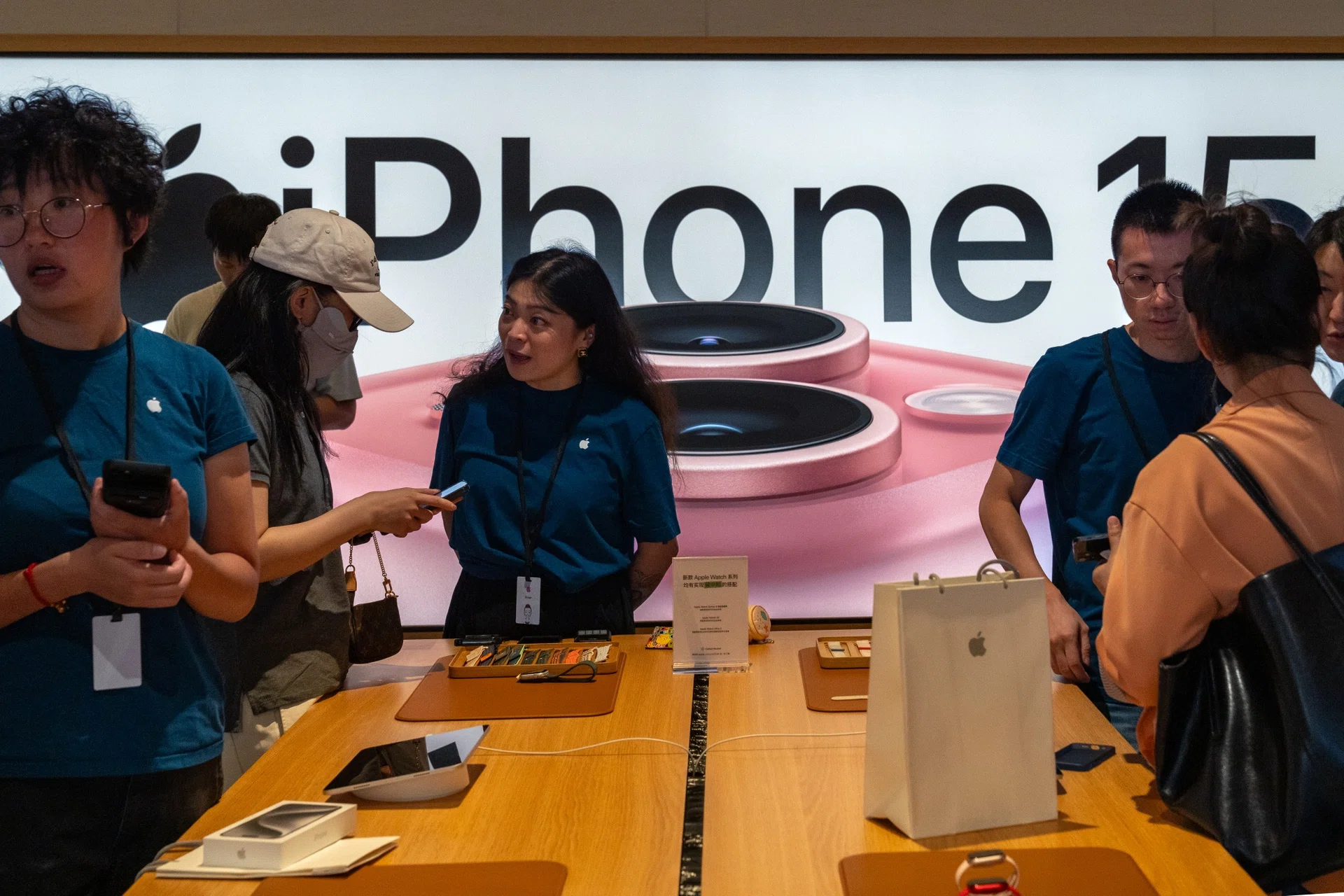 Apple’s China iPhone shipments soar 12% in March after discounts - The ...