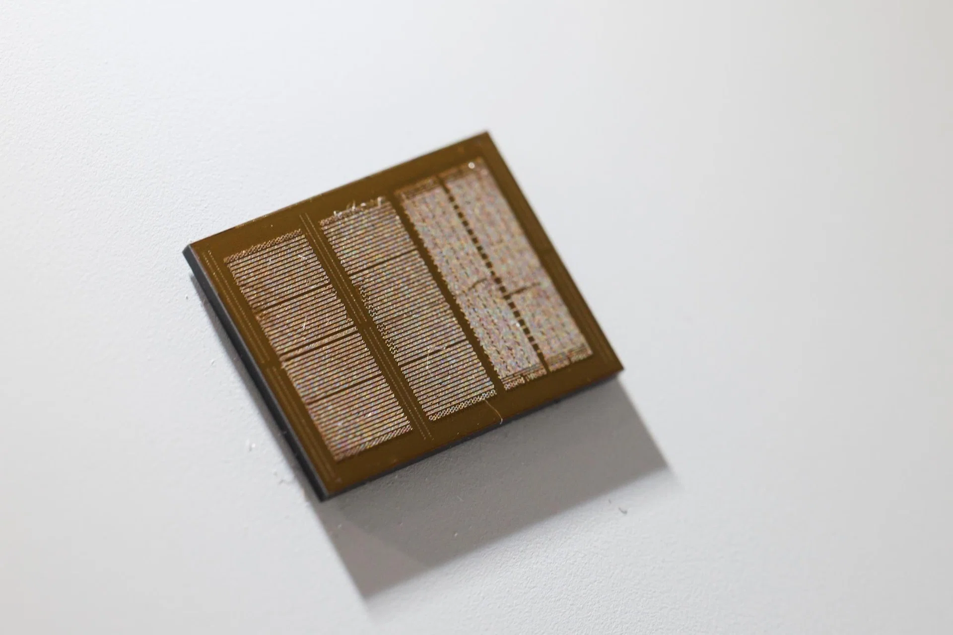 Samsung takes lead in shipping top-end AI memory chip samples - The ...
