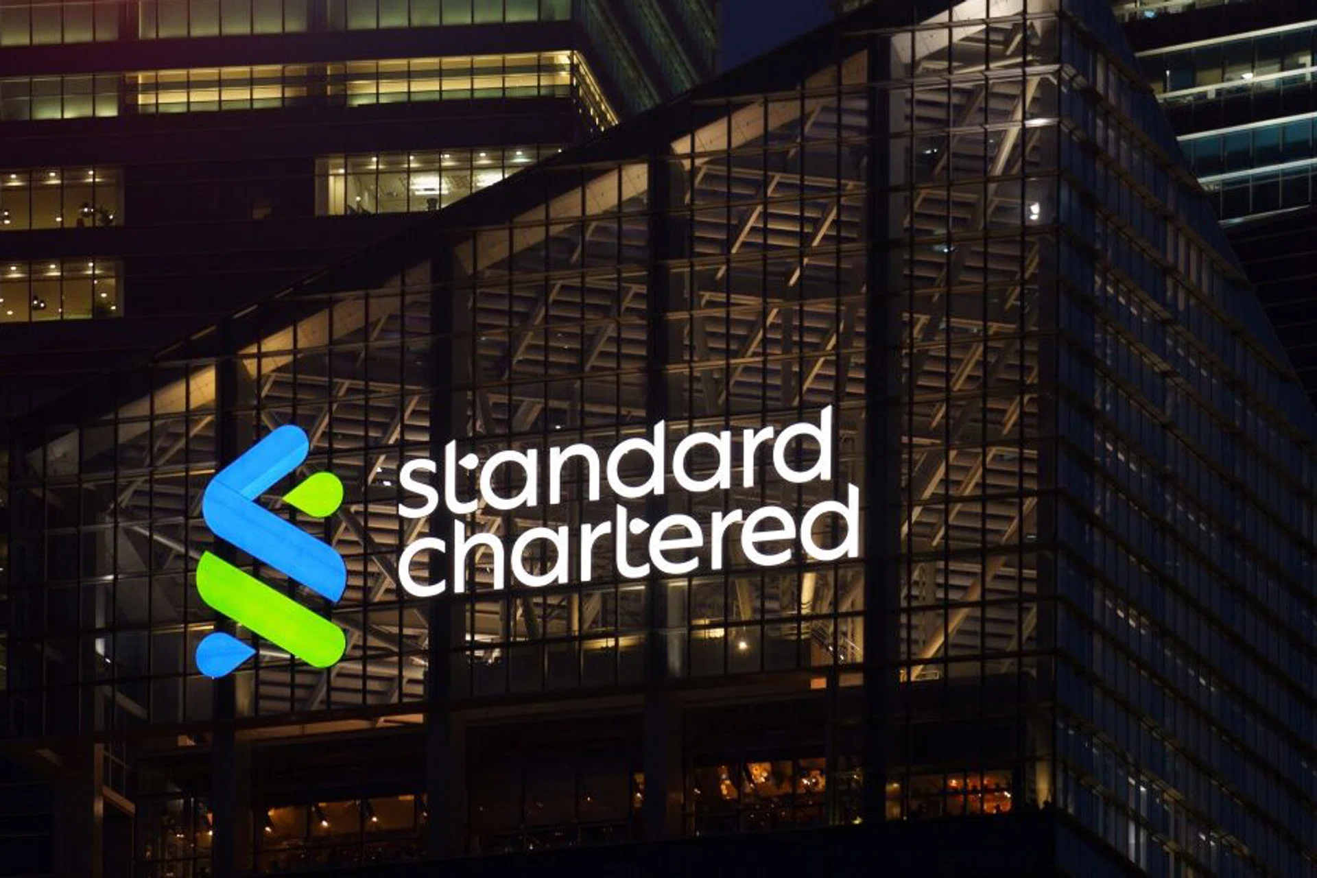 StanChart cutting about 20 jobs in revamp of lender’s M&A team - The ...