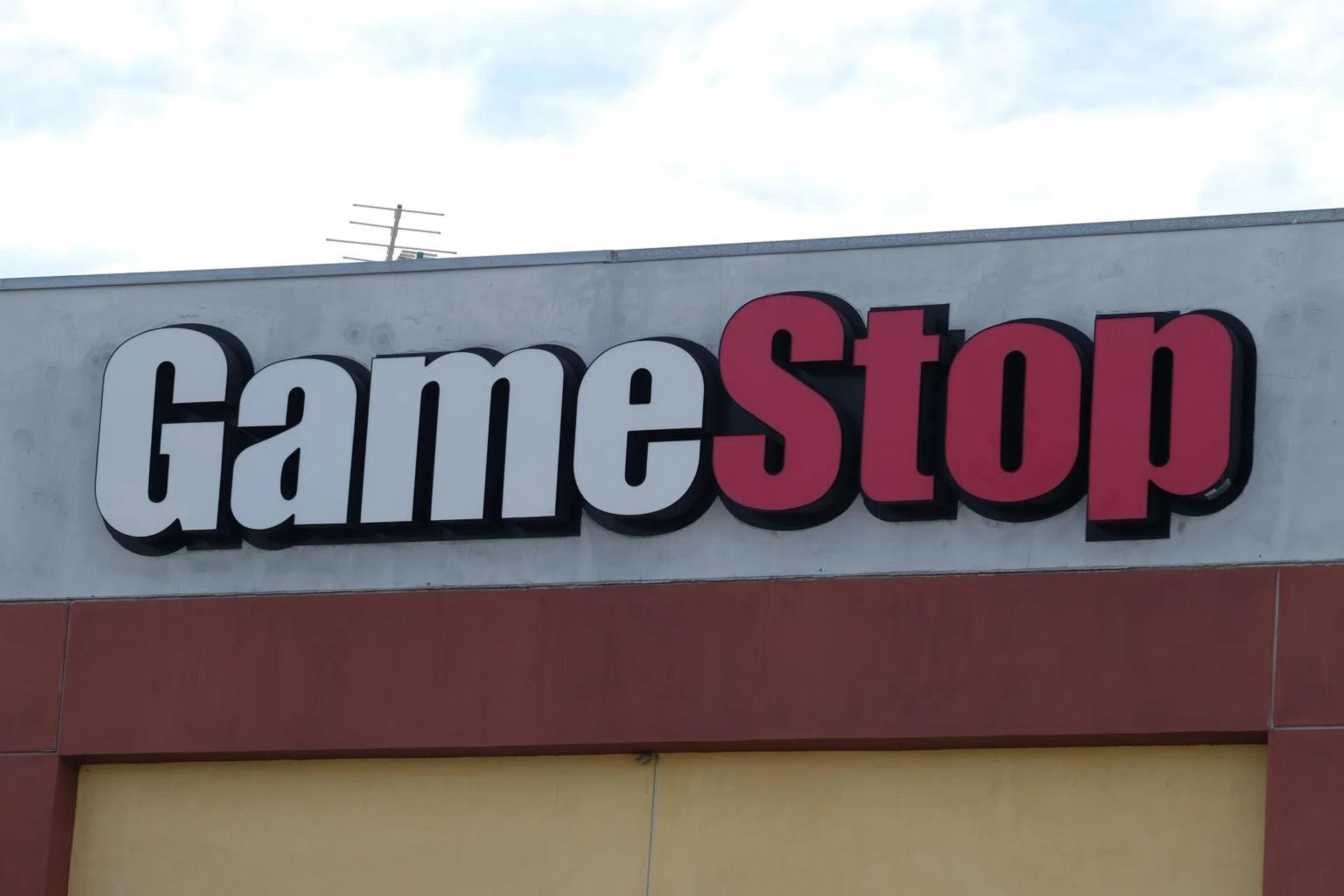 What is GameStop, the company, really worth? Does it matter? - The ...