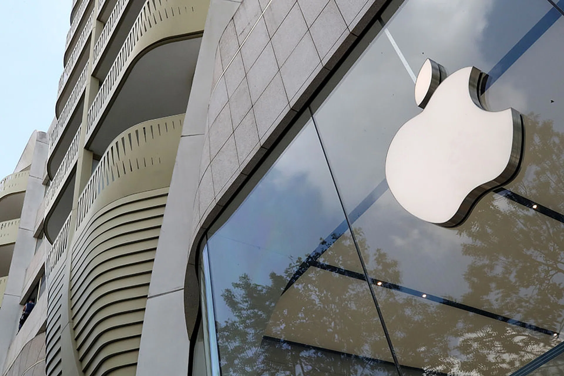 Apple, Affirm to launch 'buy now, pay later' programme for Canadian ...