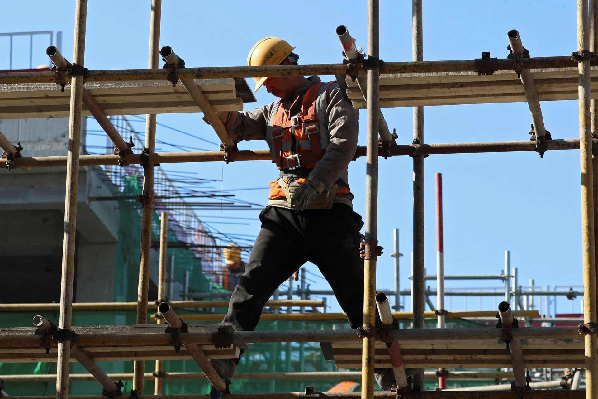 Chinese builder Agile defaults for first time on dollar bonds - The ...