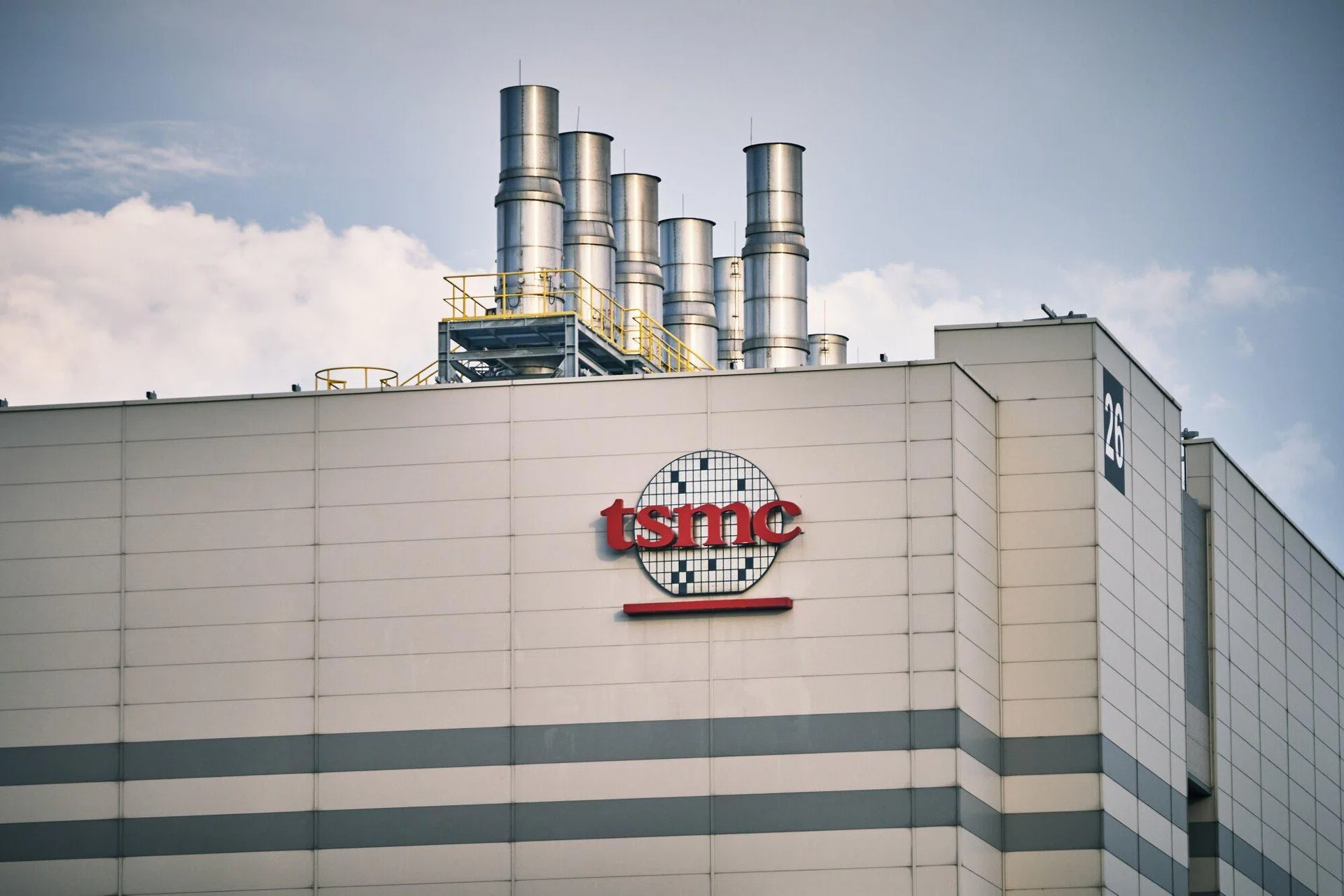 TSMC set to join global tech rout after typhoon trading break - The Business Times