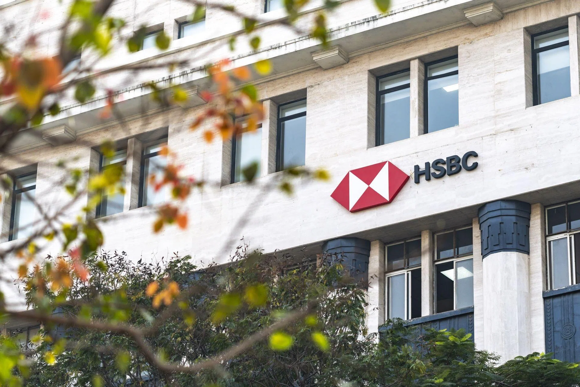 HSBC returns to private banking in India to tap growing wealth - The ...