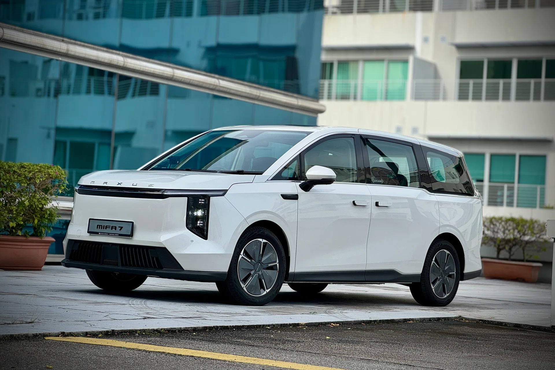 Maxus Mifa 7 review: This MPV makes sense for one reason - The Business ...