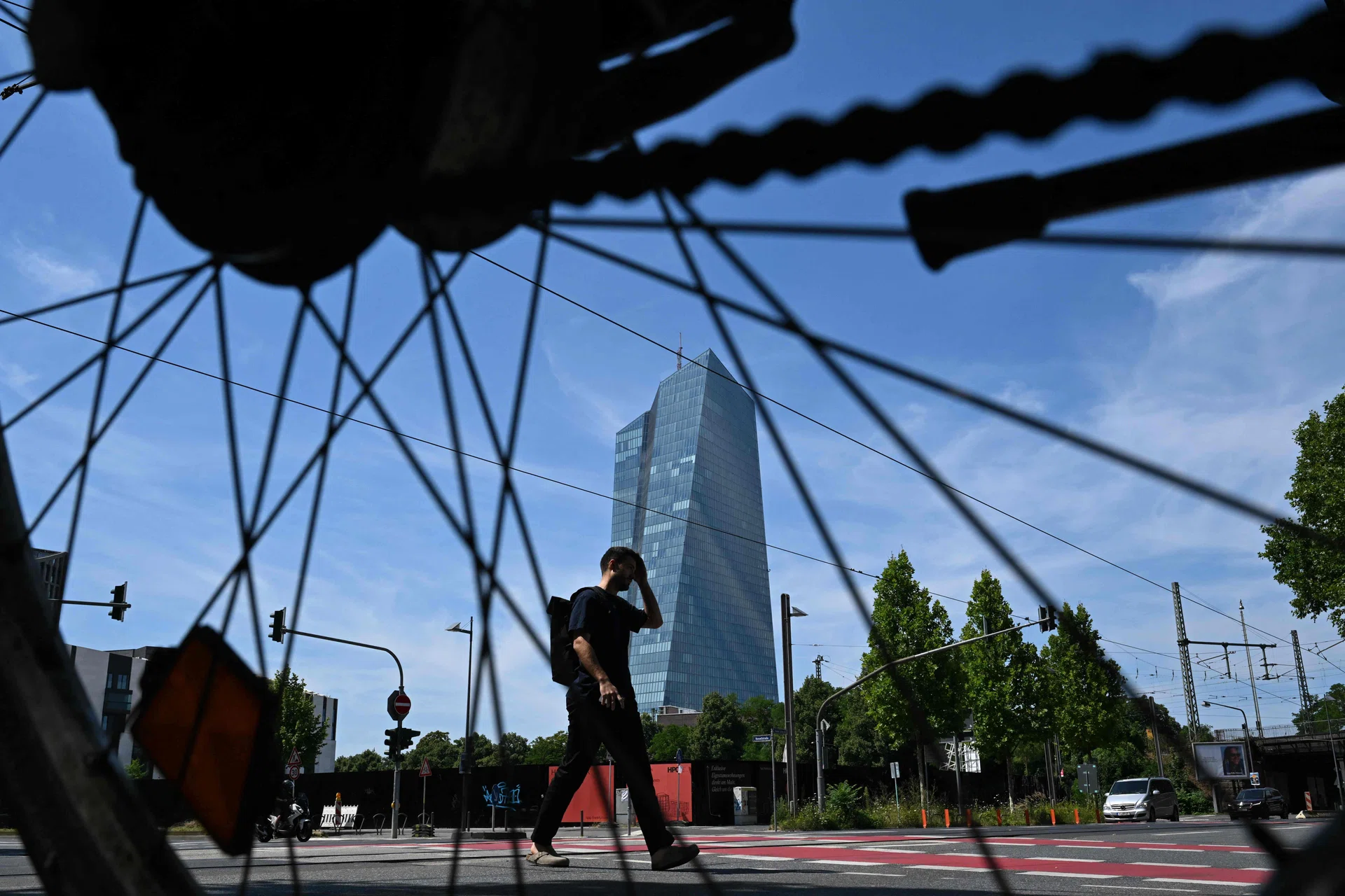 ECB hopes to hit 2% inflation target in 2025, Lagarde says - The ...