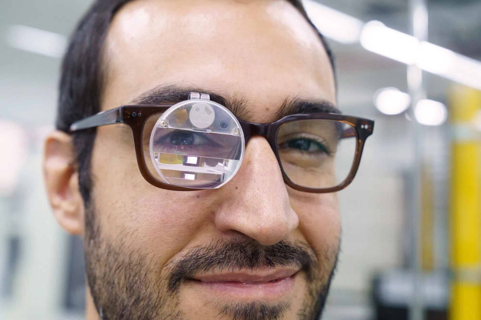 Singapore startup attracts high-profile backers for AI monocle - The ...