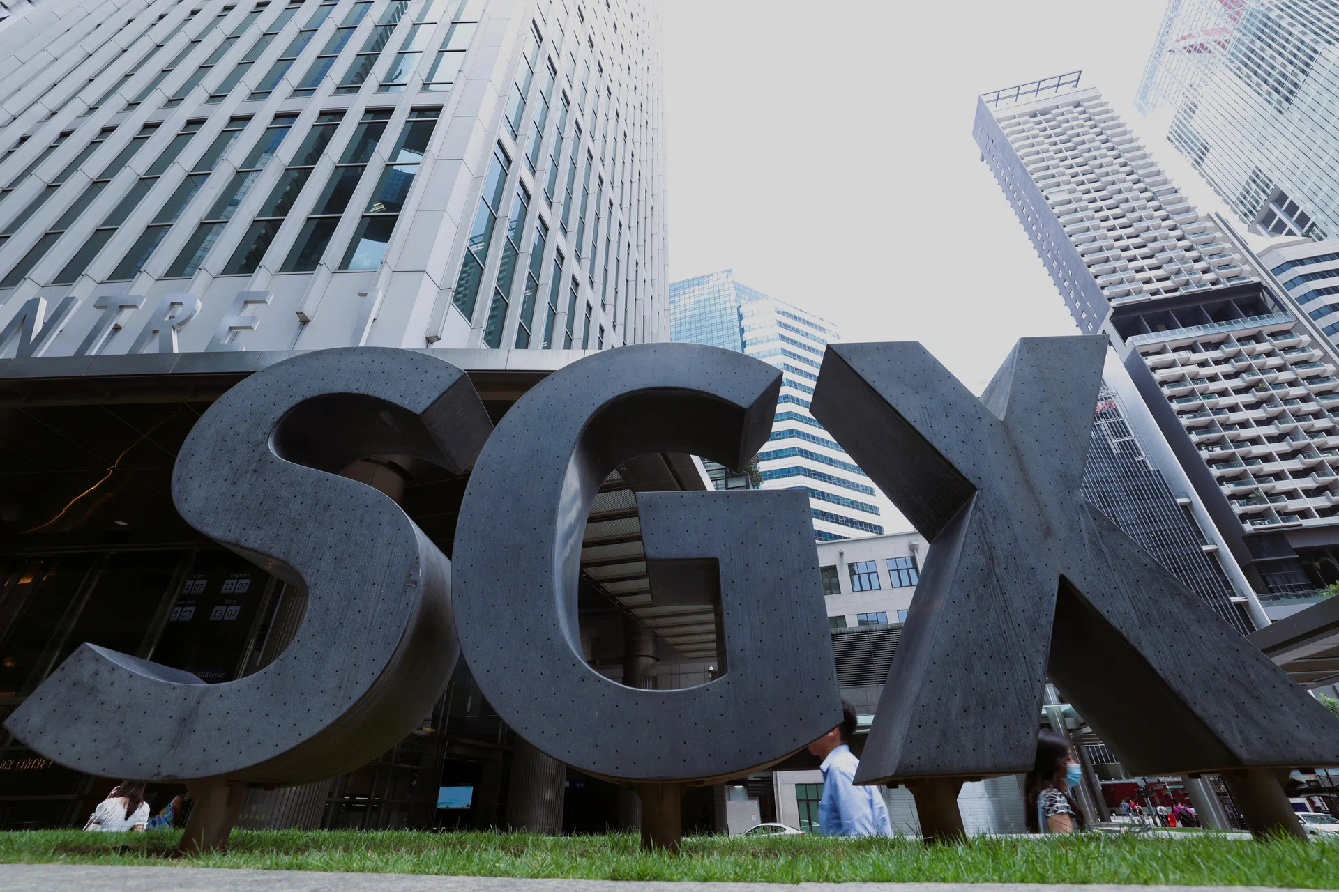 Top 20 China-linked SGX stocks reap total median returns of 8.4% year ...