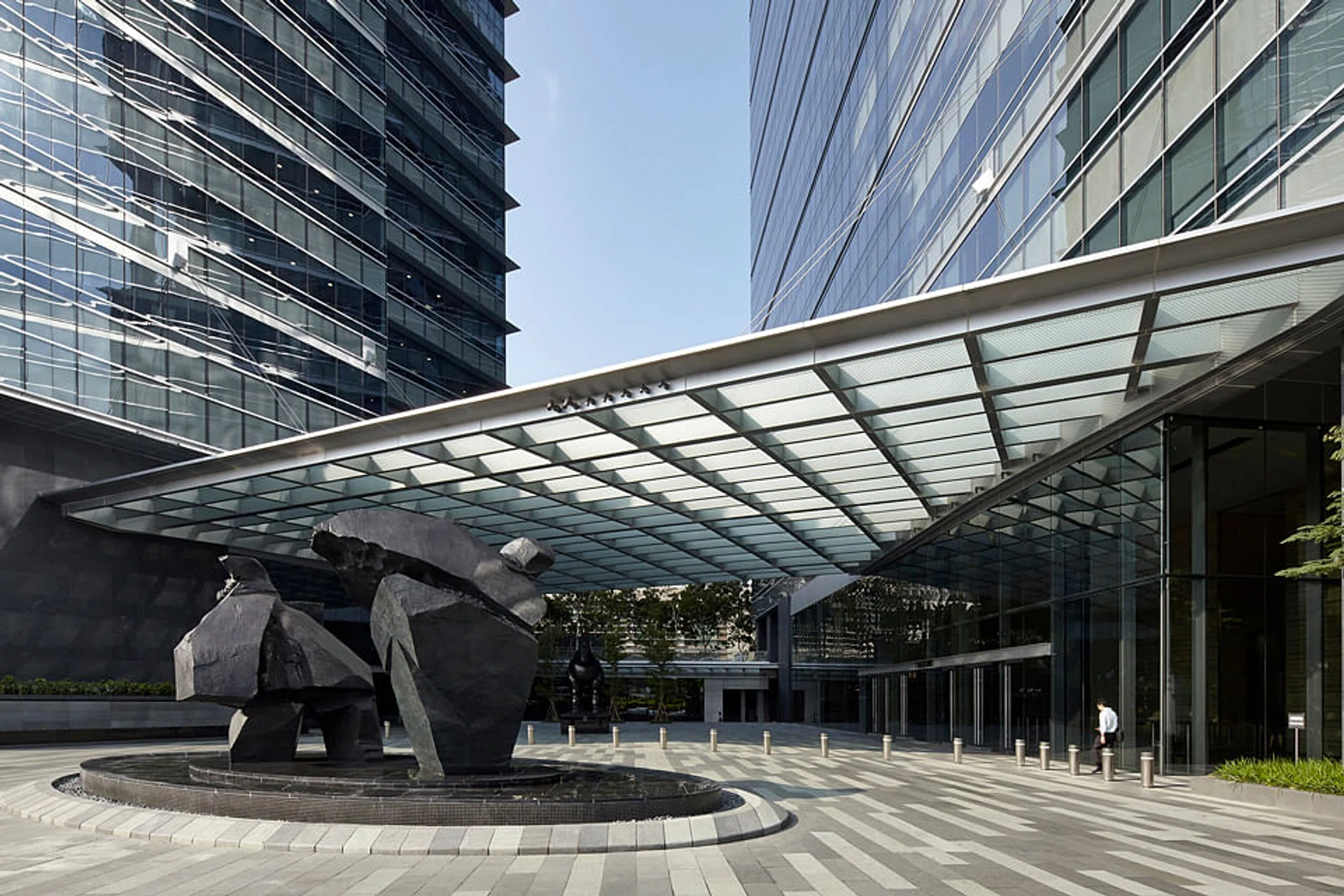 Decentralisation to dominate office market in next decade - The ...