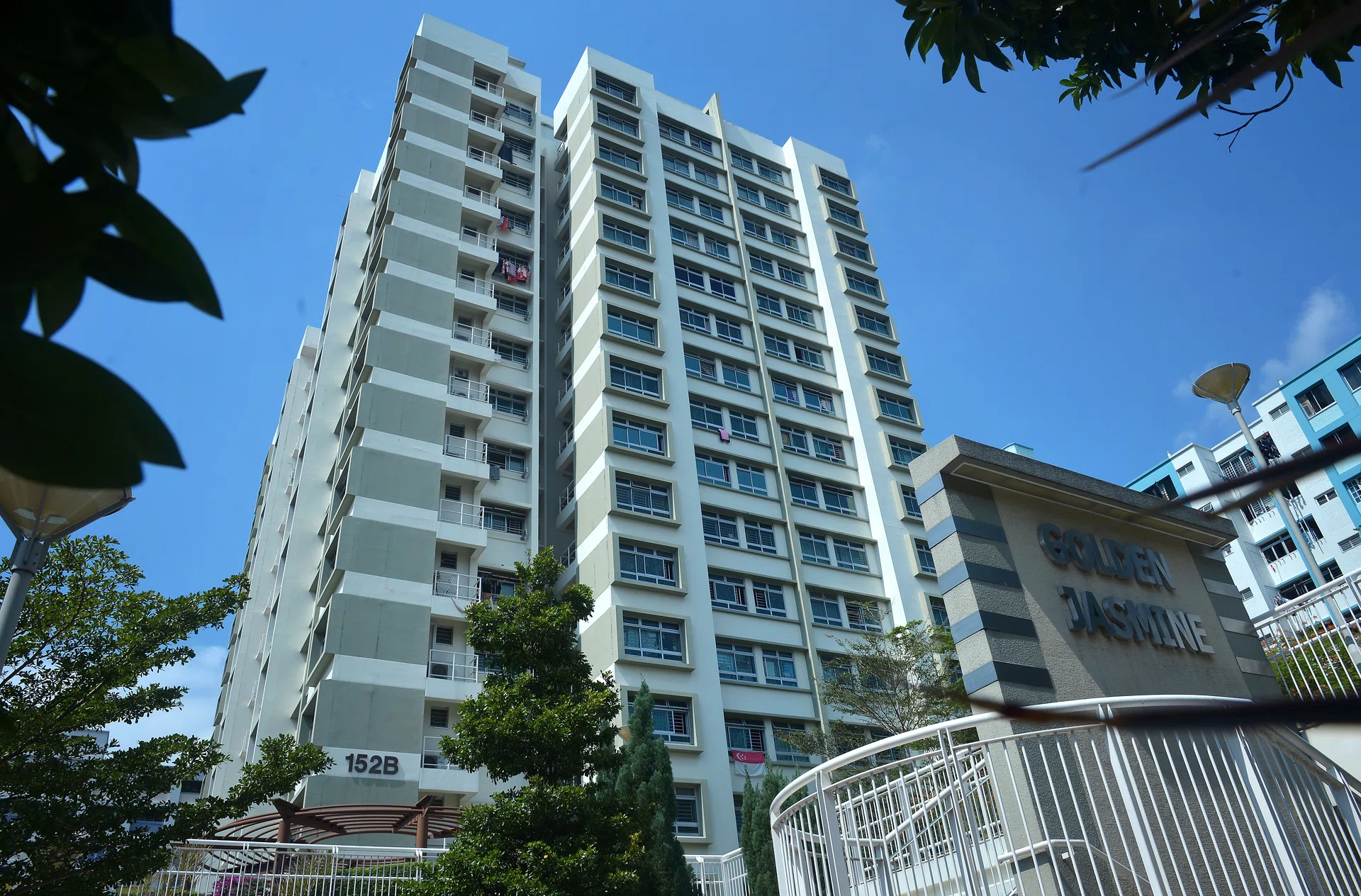 HDB deficit down to S$1.639b - The Business Times