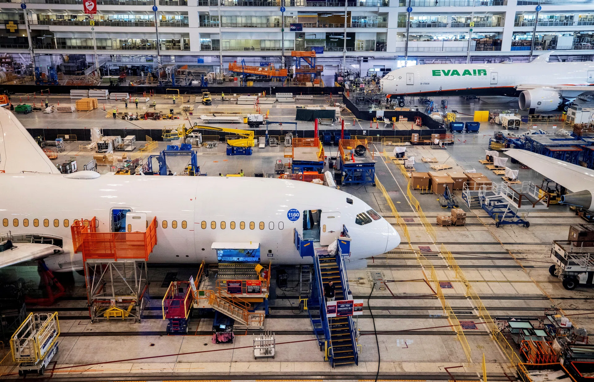 Boeing expects slower increase in 787 production rate and deliveries ...