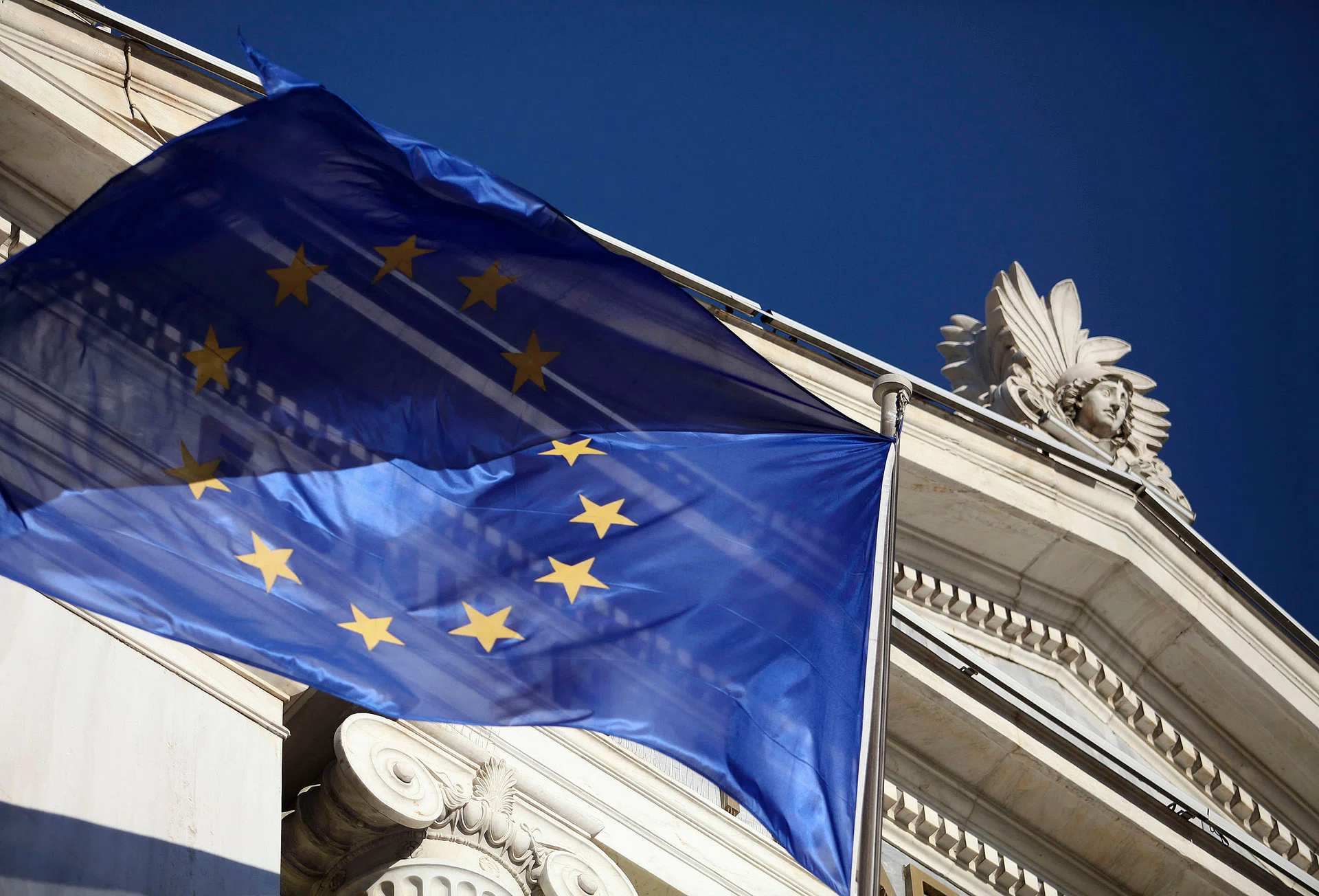 EU plan on air passengers' rights on hold - The Business Times