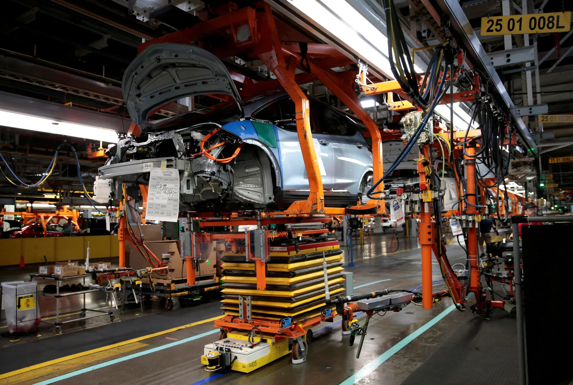 Tesla and GM sold more cars; only one made more money - The Business Times