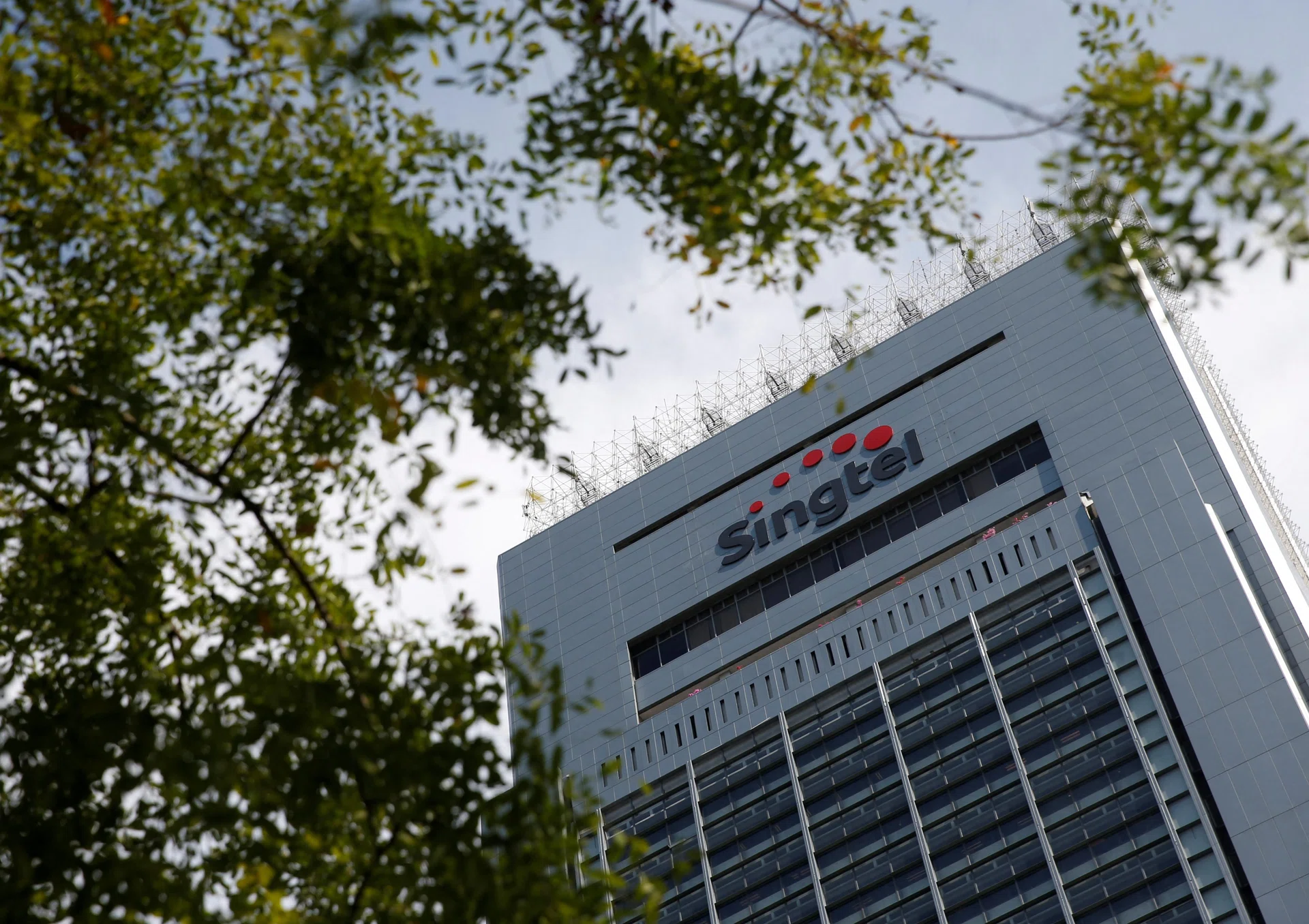 Singtel partners Nvidia in new push to build green AI-ready data ...