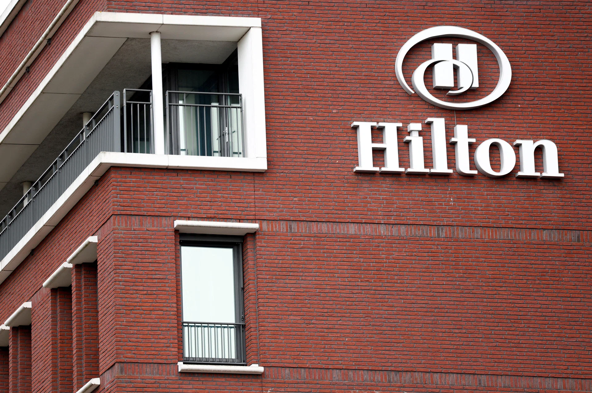 Hilton CEO nears billionaire ranks again, with company's shares jumping ...