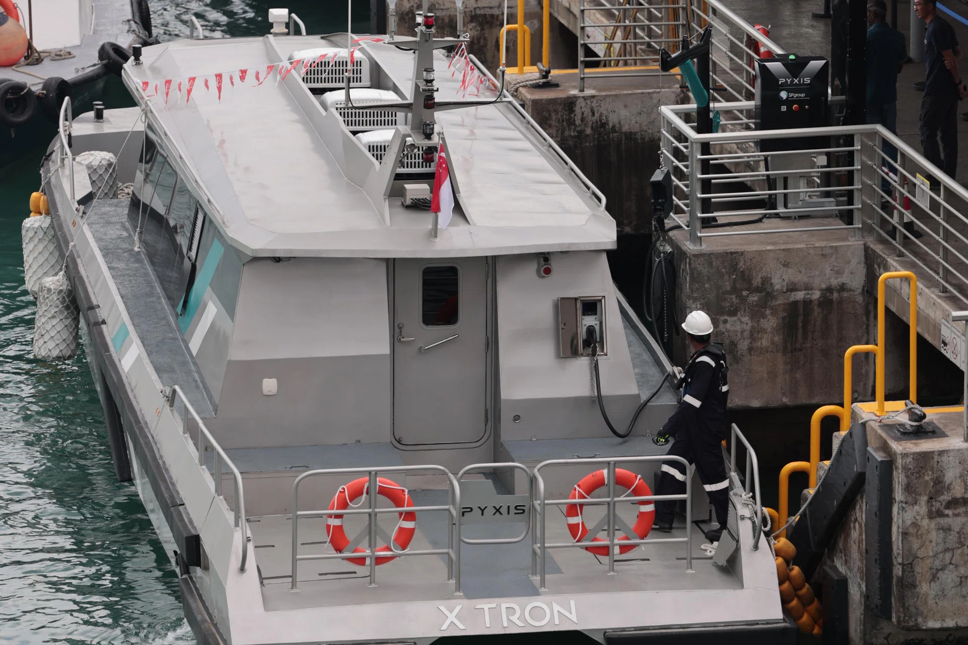 Singapore rolls out new standards for charging electric harbour craft ...