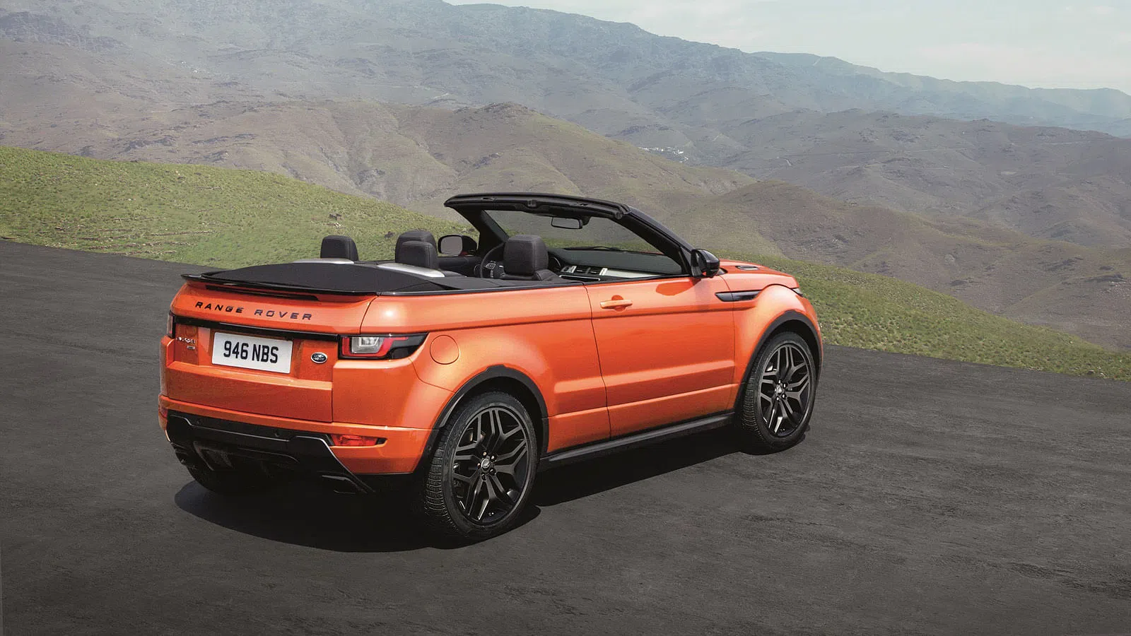 Be swept away by the Range Rover Evoque, the world's first luxury ...