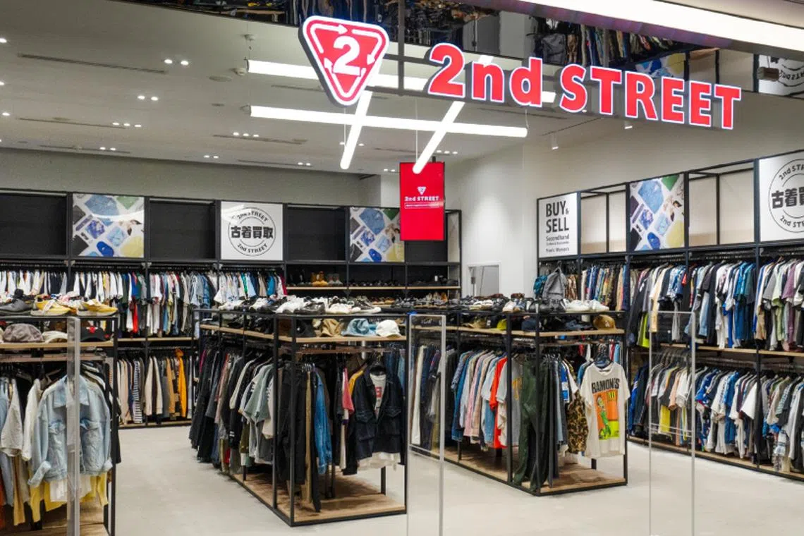 2nd Street Singapore: What to Expect And Buy | FZINE Singapore