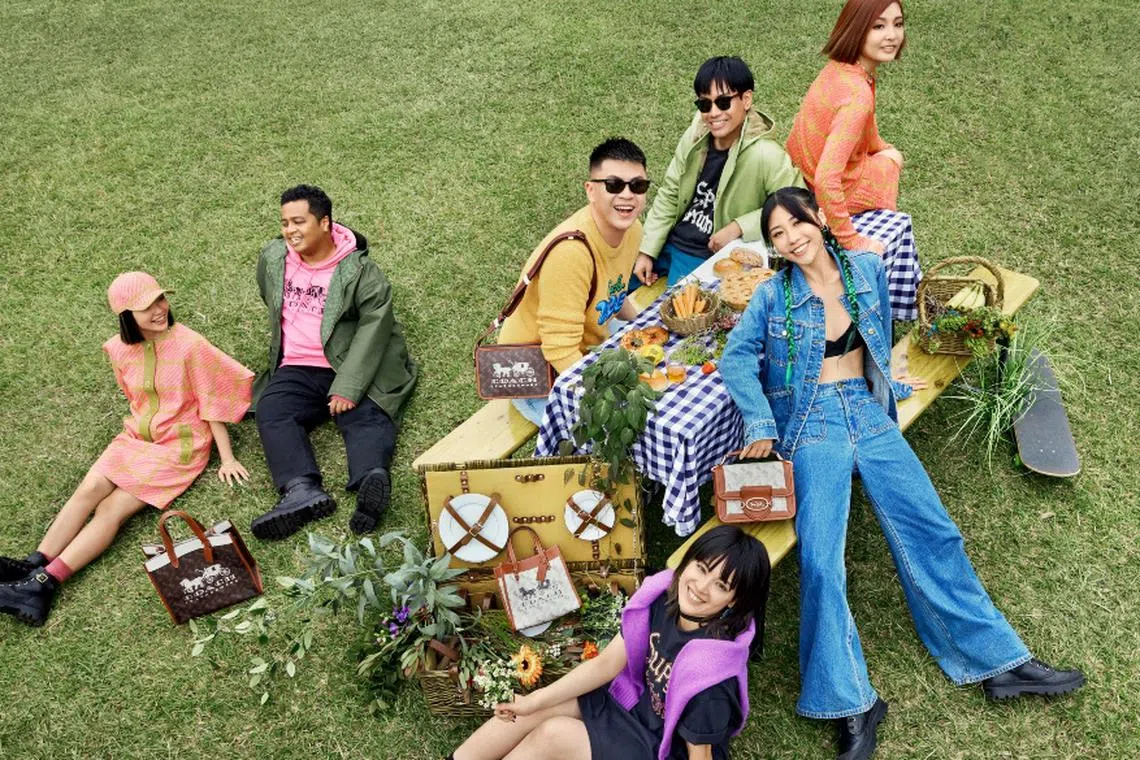 A 101 On The Shifting Face Of The Singapore Fashion Influencer | FZINE ...