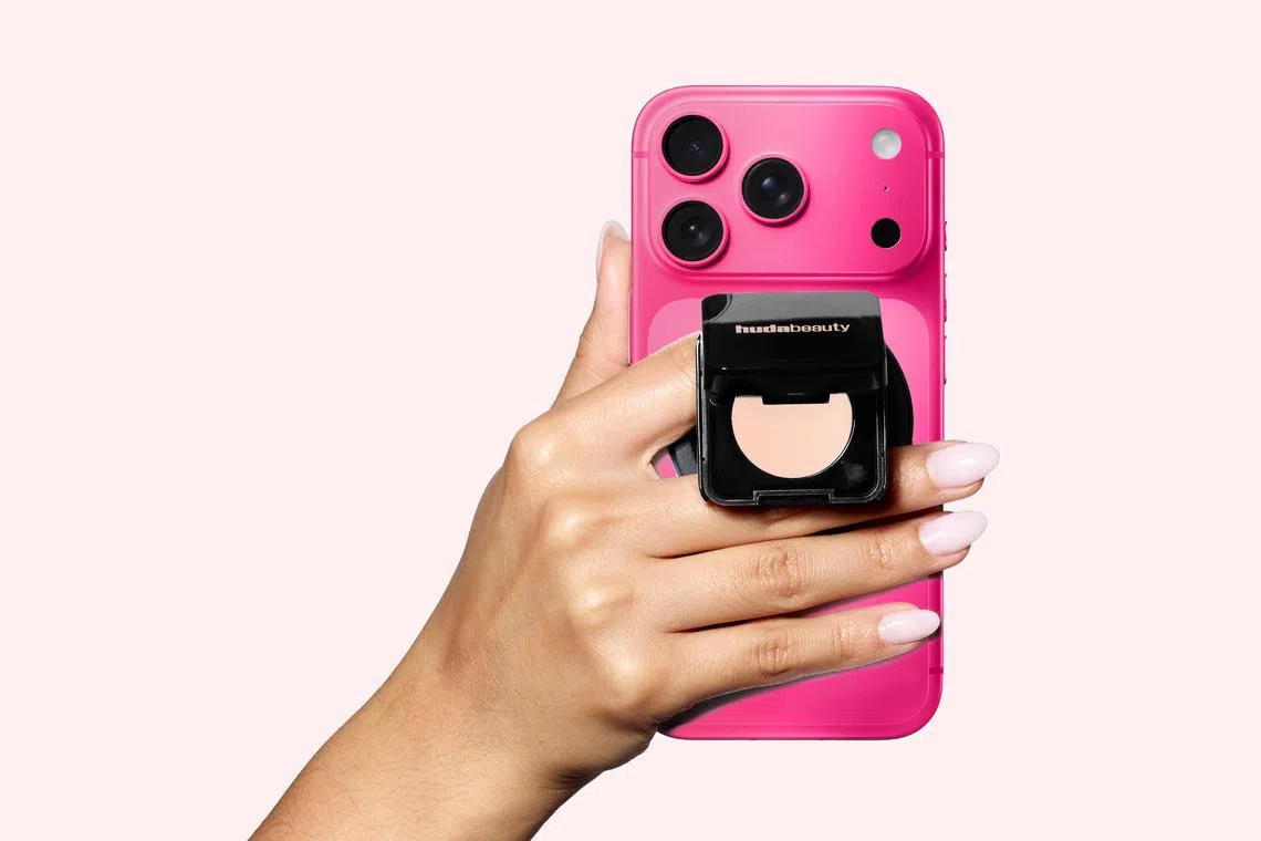 Huda Beauty's Easy Bake Pressed Powder Phone Grip Is Going Viral ...