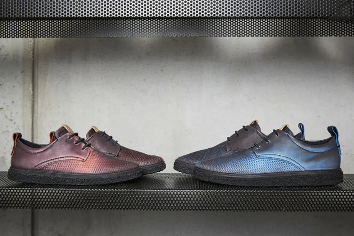 These Smart Colour Changing Shoes Transform As The Temperature ...
