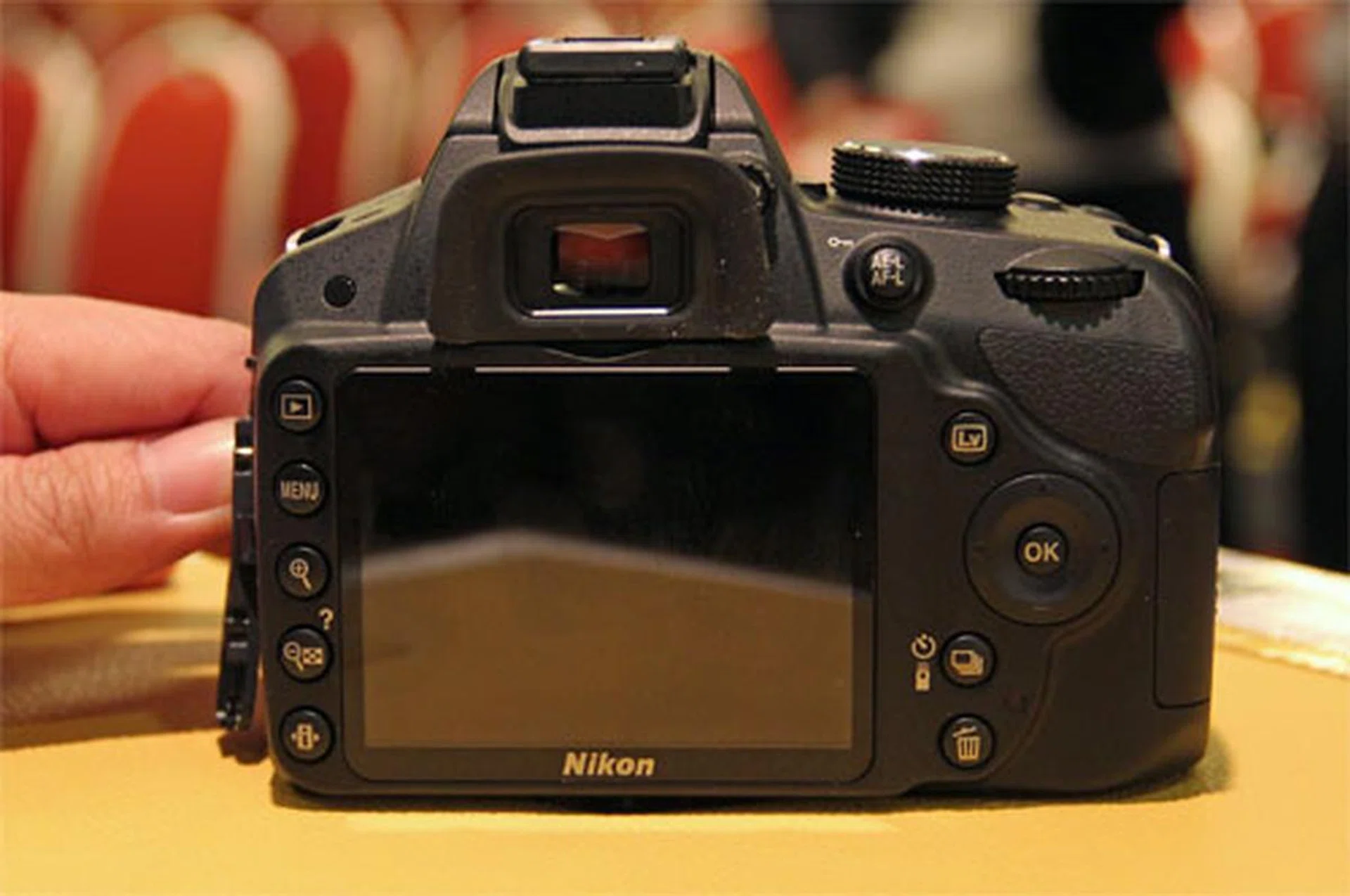 Nikon Officially Releases the D3200 DSLR Camera | HardwareZone Singapore