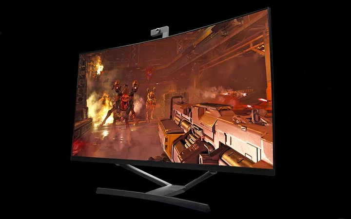Aftershock’s Aeon 32R is a curved AIO gaming machine with super thin ...