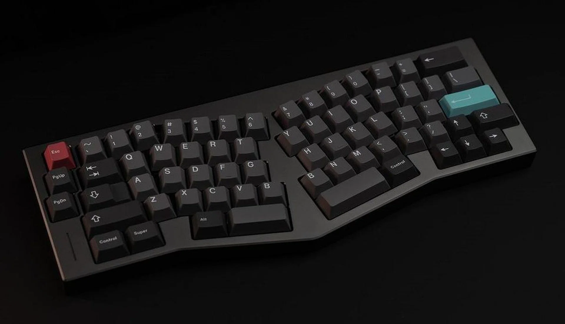 Enthusiast custom mechanical keyboard recommendation: The QK65 from ...