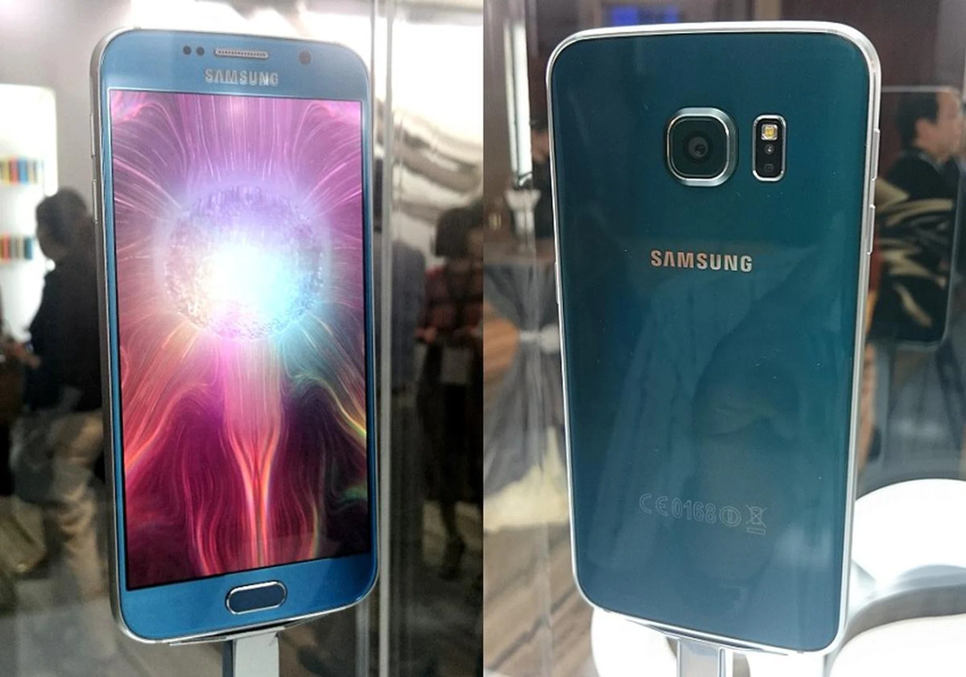 Samsung parades its new Galaxy S6, S6 Edge and Accessories ...