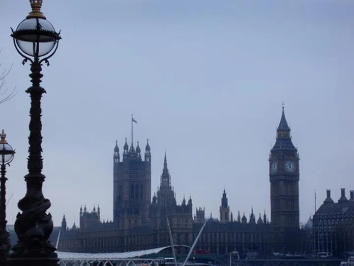 London to Replace 14,000 Street Lamps with iPad-Controlled Ones ...
