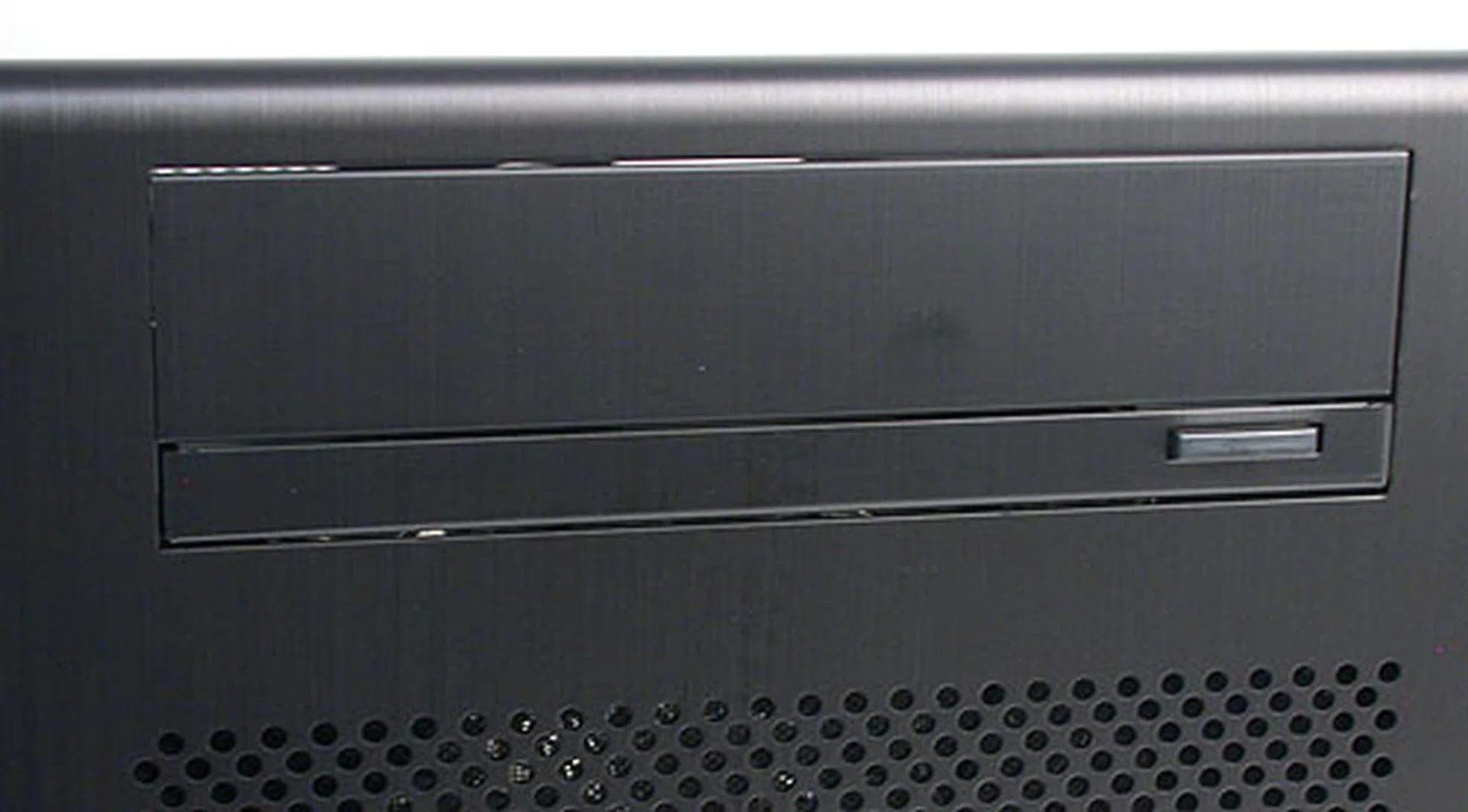 Lian Li PC-V354 - Electric Screwdriver Recommended | HardwareZone Singapore