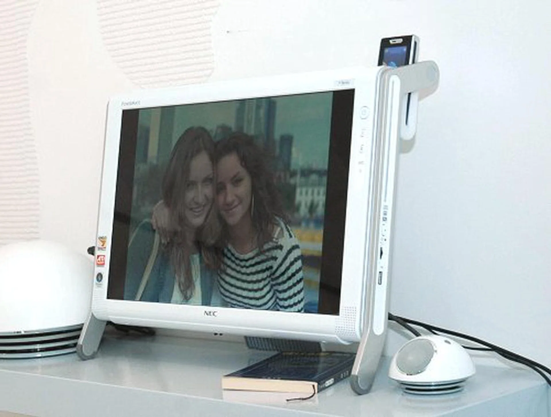 Home Entertainment Concept - The NEC Way | HardwareZone Singapore