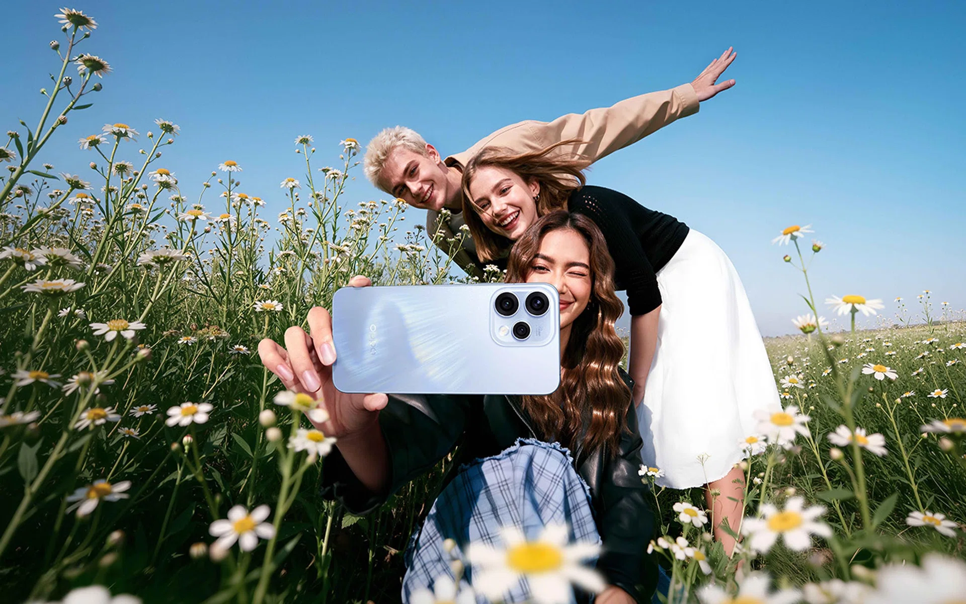 OPPO Reno15 series launches in Singapore | HardwareZone Singapore