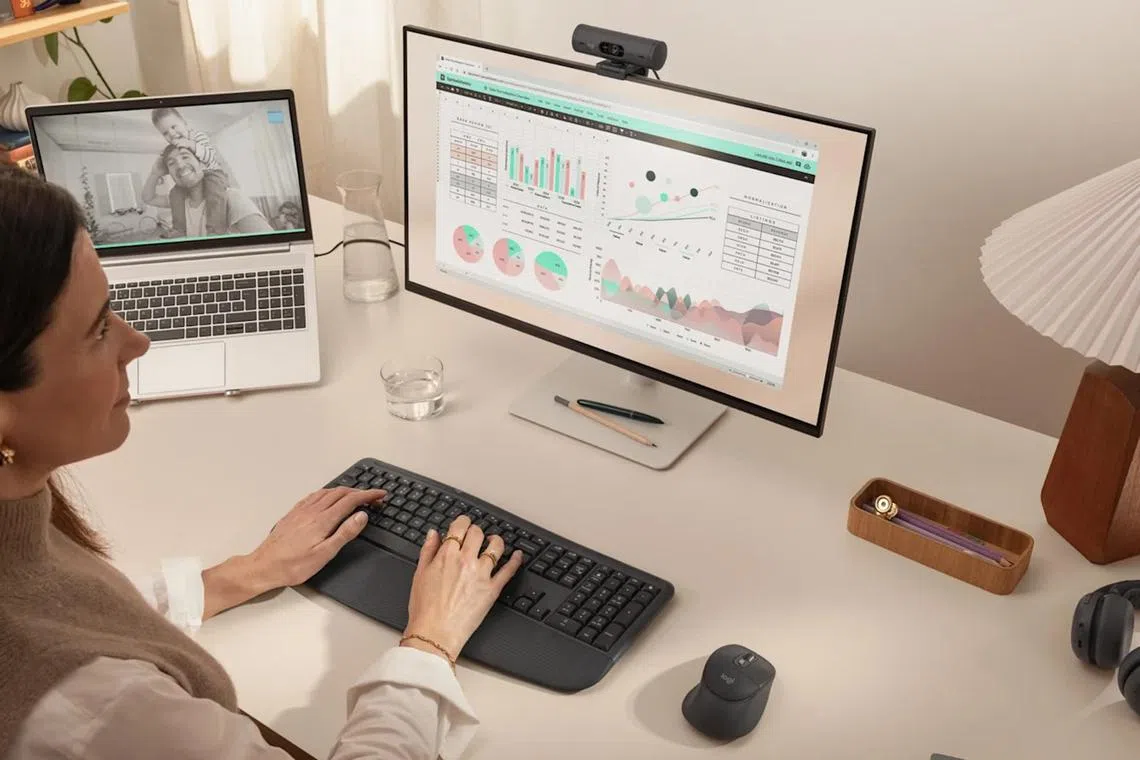 Logitech keyboard and mouse combo for multi-device use | HardwareZone ...