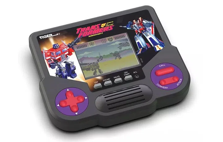 Hasbro is bringing back the 90s with these classic handheld LCD games ...