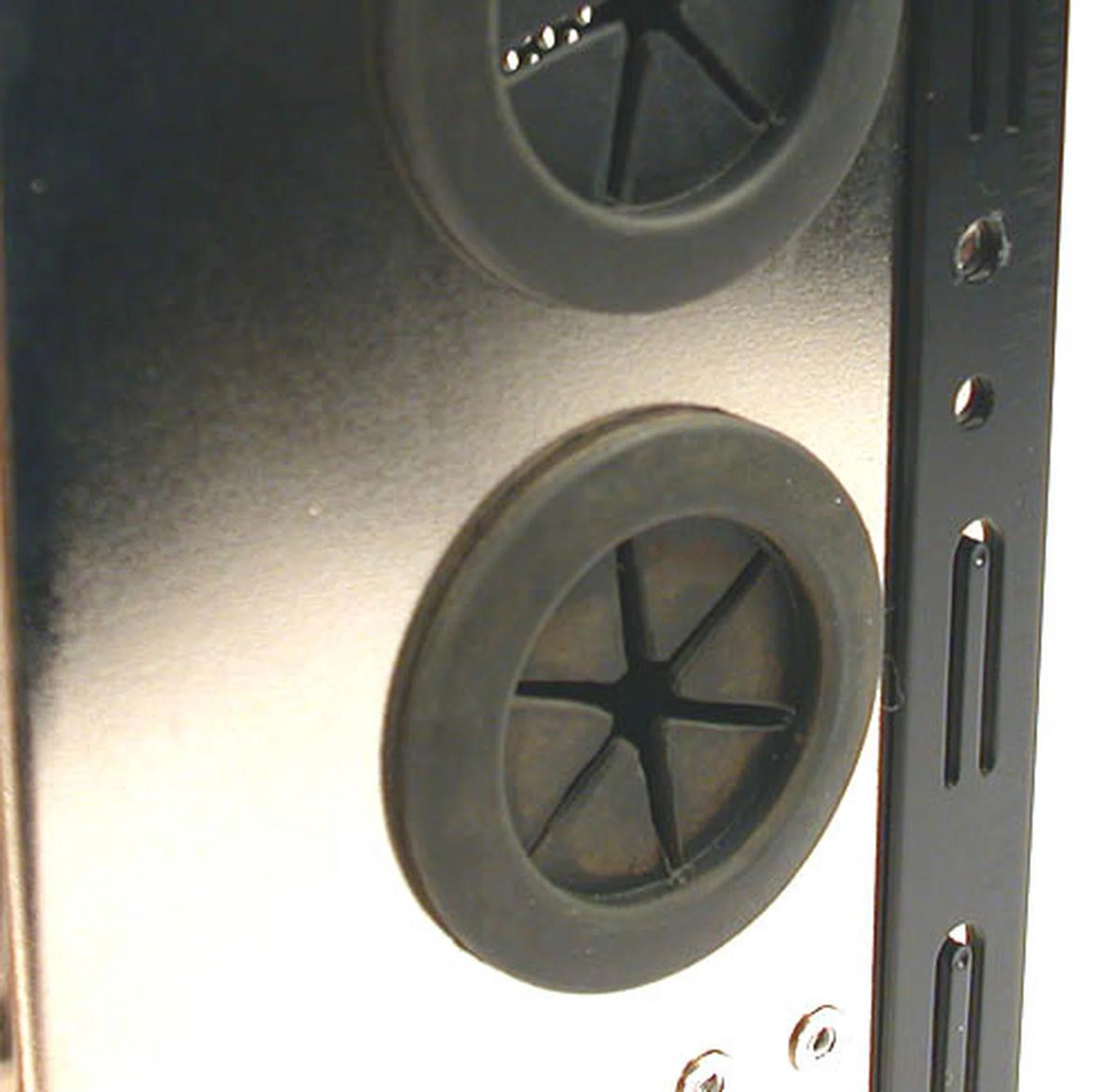 Gigabyte 3D Aurora 570 Casing | HardwareZone Singapore