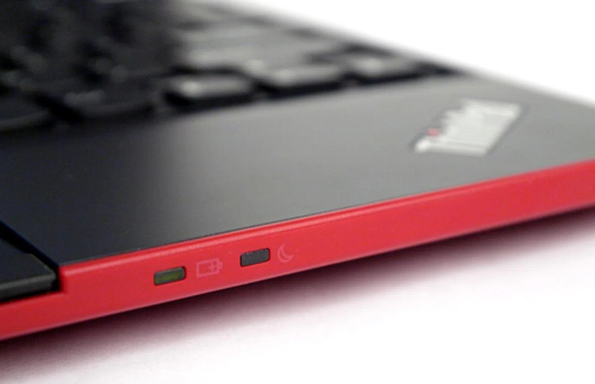 Lenovo X100e Preview - Business as Usual | HardwareZone Singapore