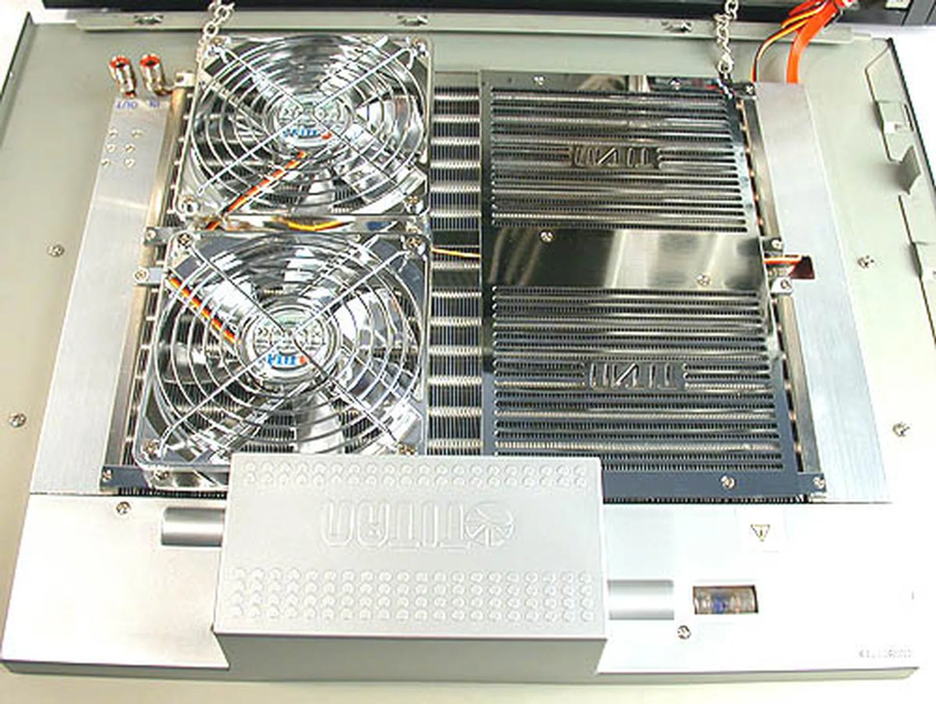 Titan Robela TWC-A88 Water-Cooled Casing | HardwareZone Singapore