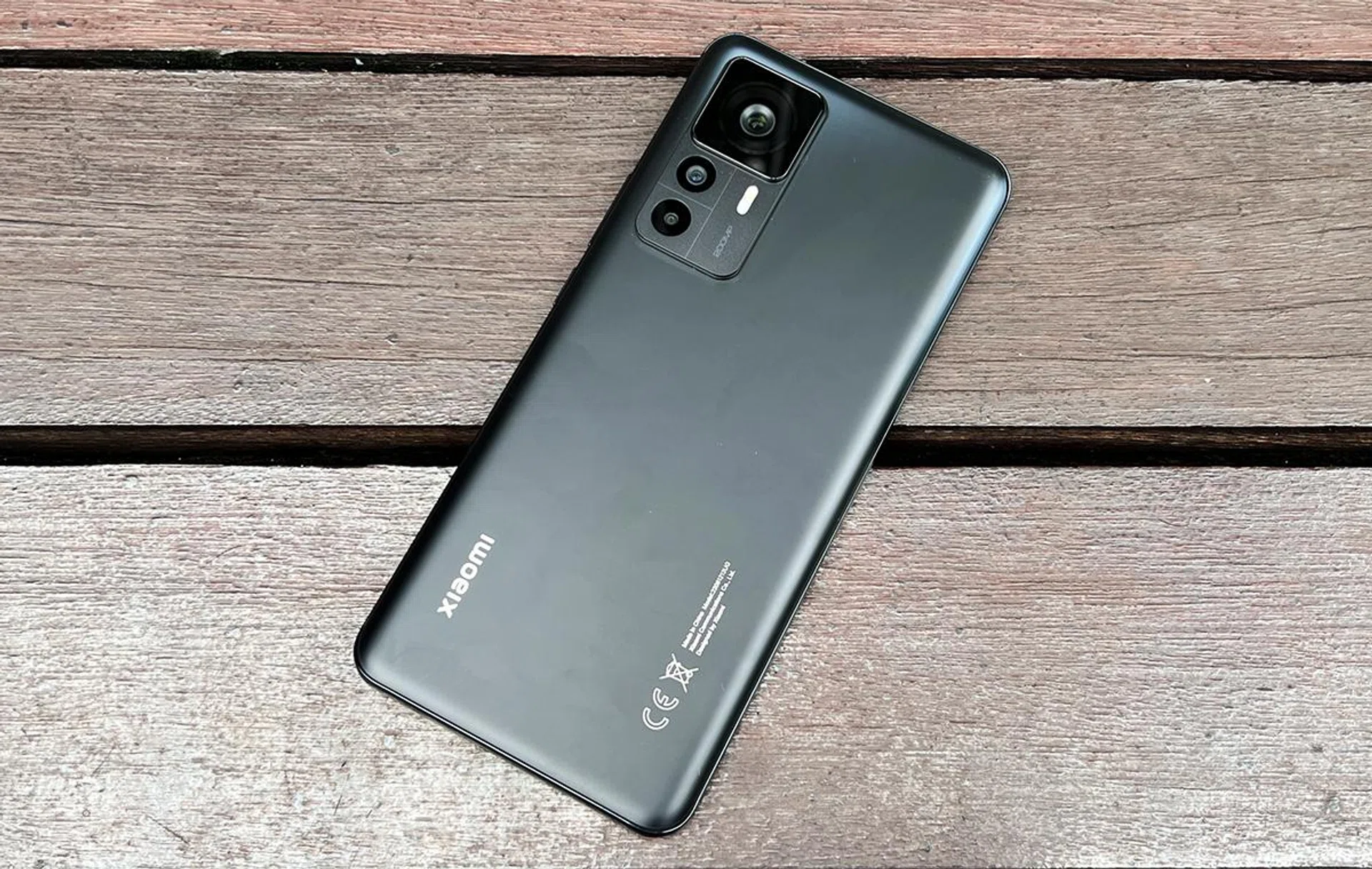 Xiaomi 12T Pro review: Still the value flagship phone to beat ...