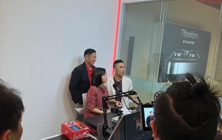 Singtel opens new flagship store at 313 Somerset as Comcentre undergoes ...